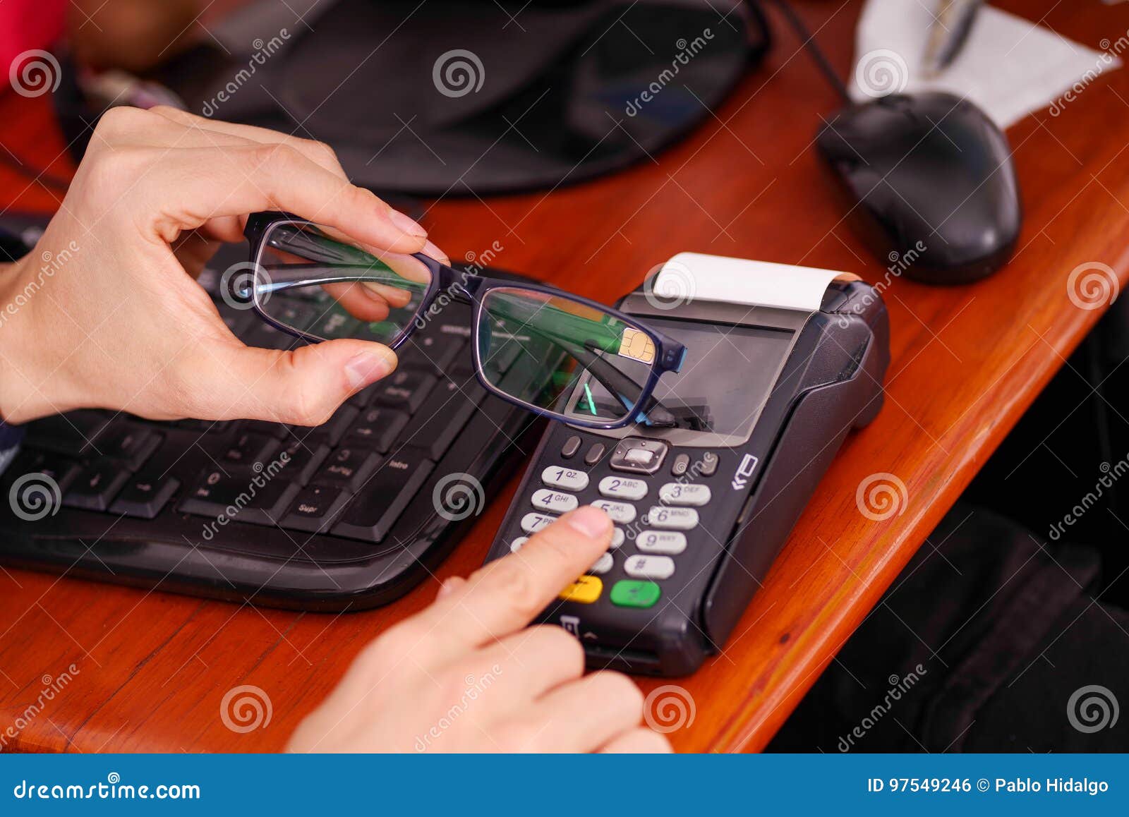 Modern Payment with New Technology of Payments Using a Smart Glasses ...