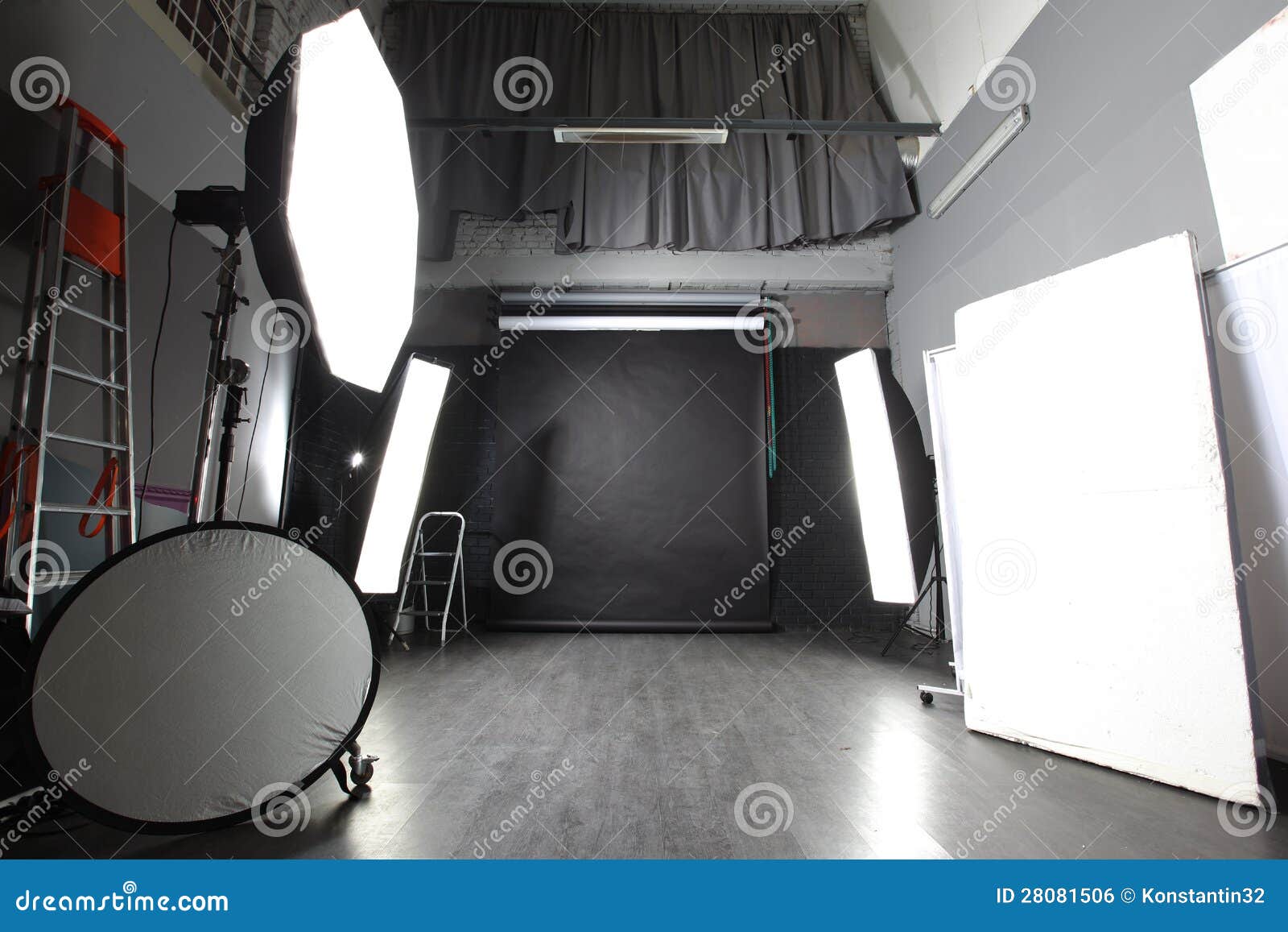 Modern photo studio stock photo. Image of shot, place - 28081506