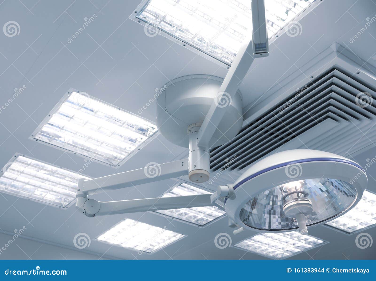 Modern Professional Surgical Light in Room Stock Photo - Image of help ...