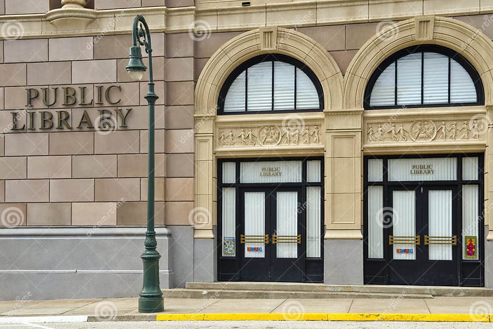 Modern Public Library Building Stock Image - Image of street, setting ...