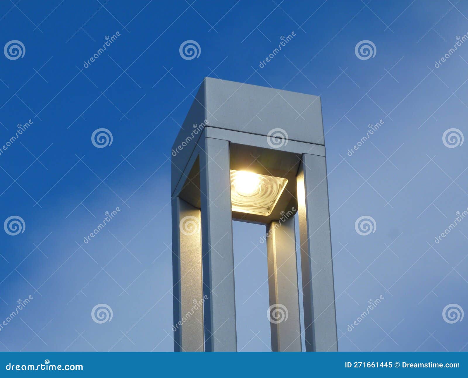 Modern Rectangular Shaped Silver Color Halogen Street Light Detail in ...