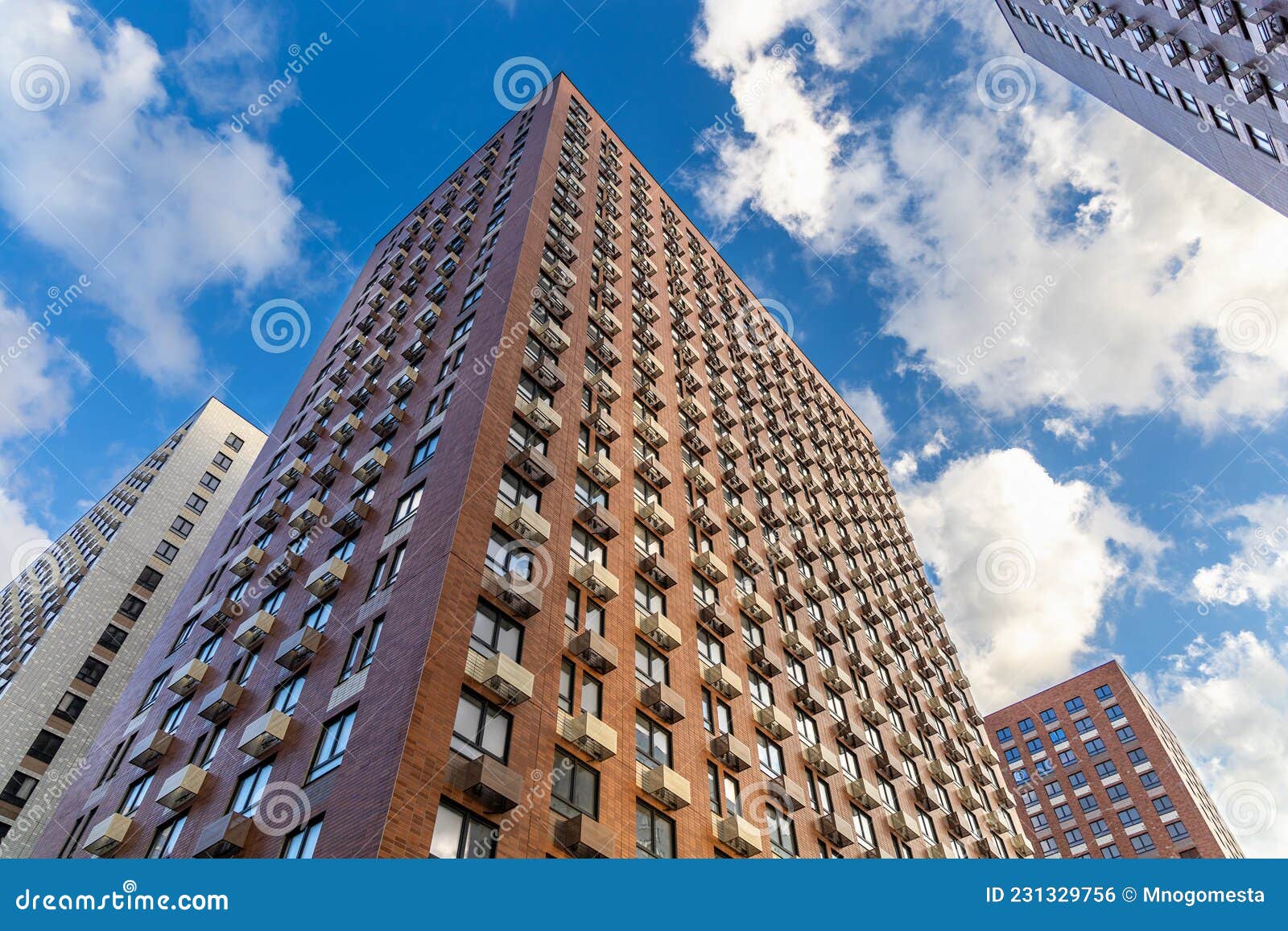 A Modern Residential Skyscraper with Compartments for External Blocks ...