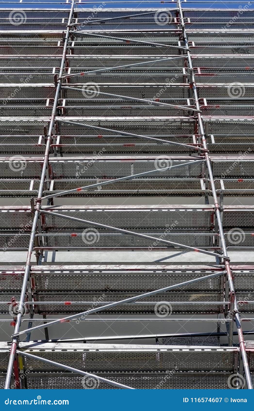 Modern Scaffolding on the Skyscraper Stock Image - Image of ausrafrac14 ...