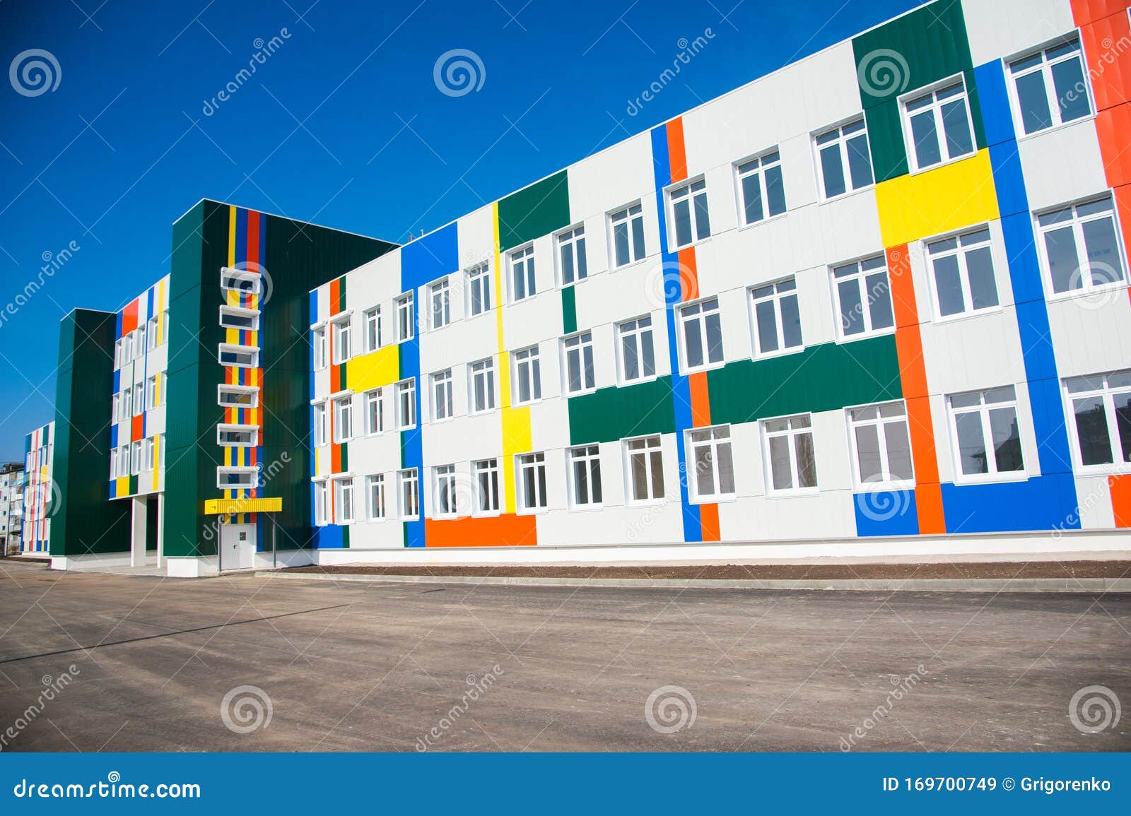 Modern School Building Images