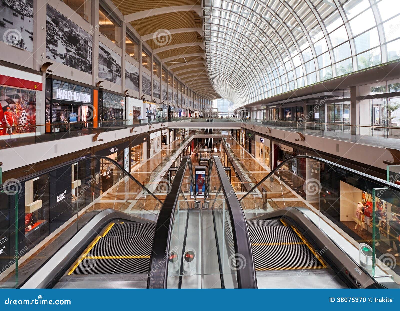 Modern shopping mall editorial image. Image of buildings - 38075370