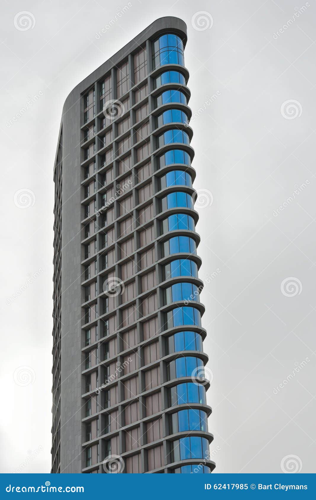 Modern sky-scraper stock image. Image of outside, huge - 62417985