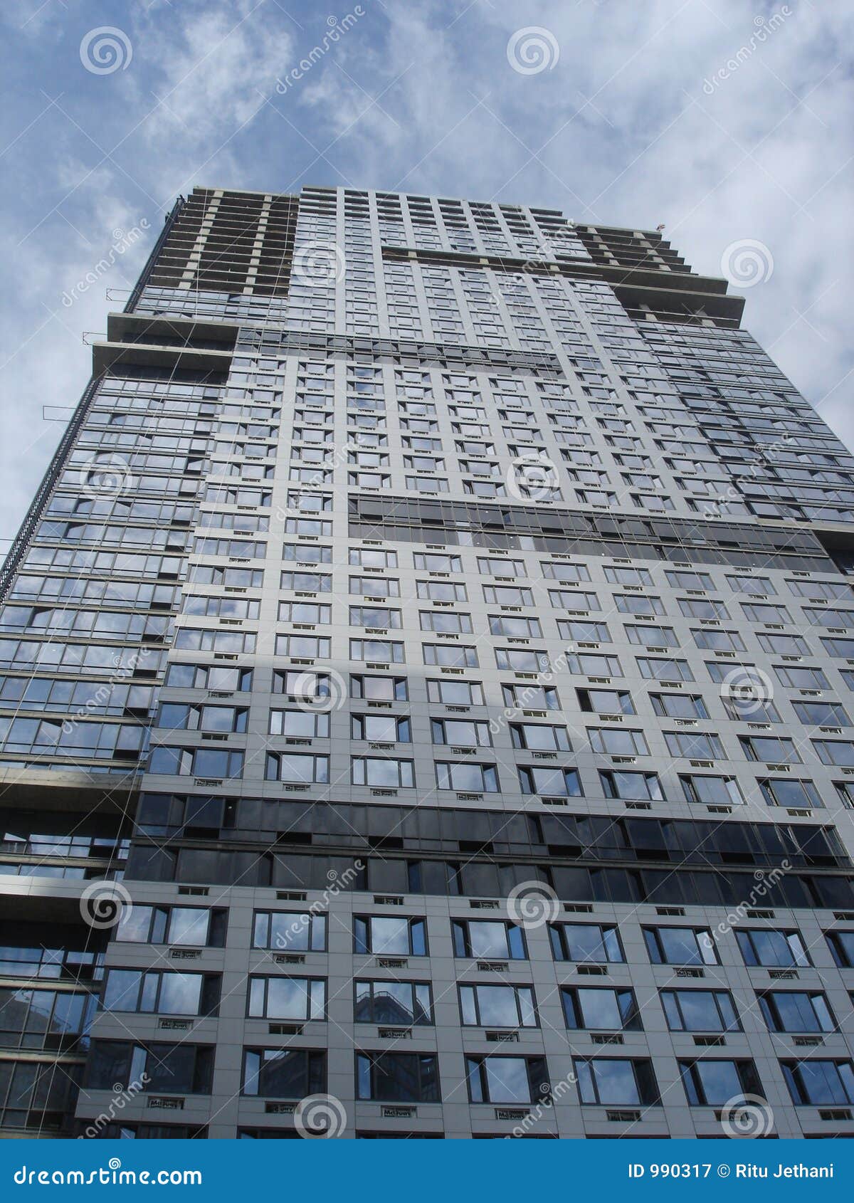 Modern Skyscraper stock image. Image of reflected, mirrors - 990317