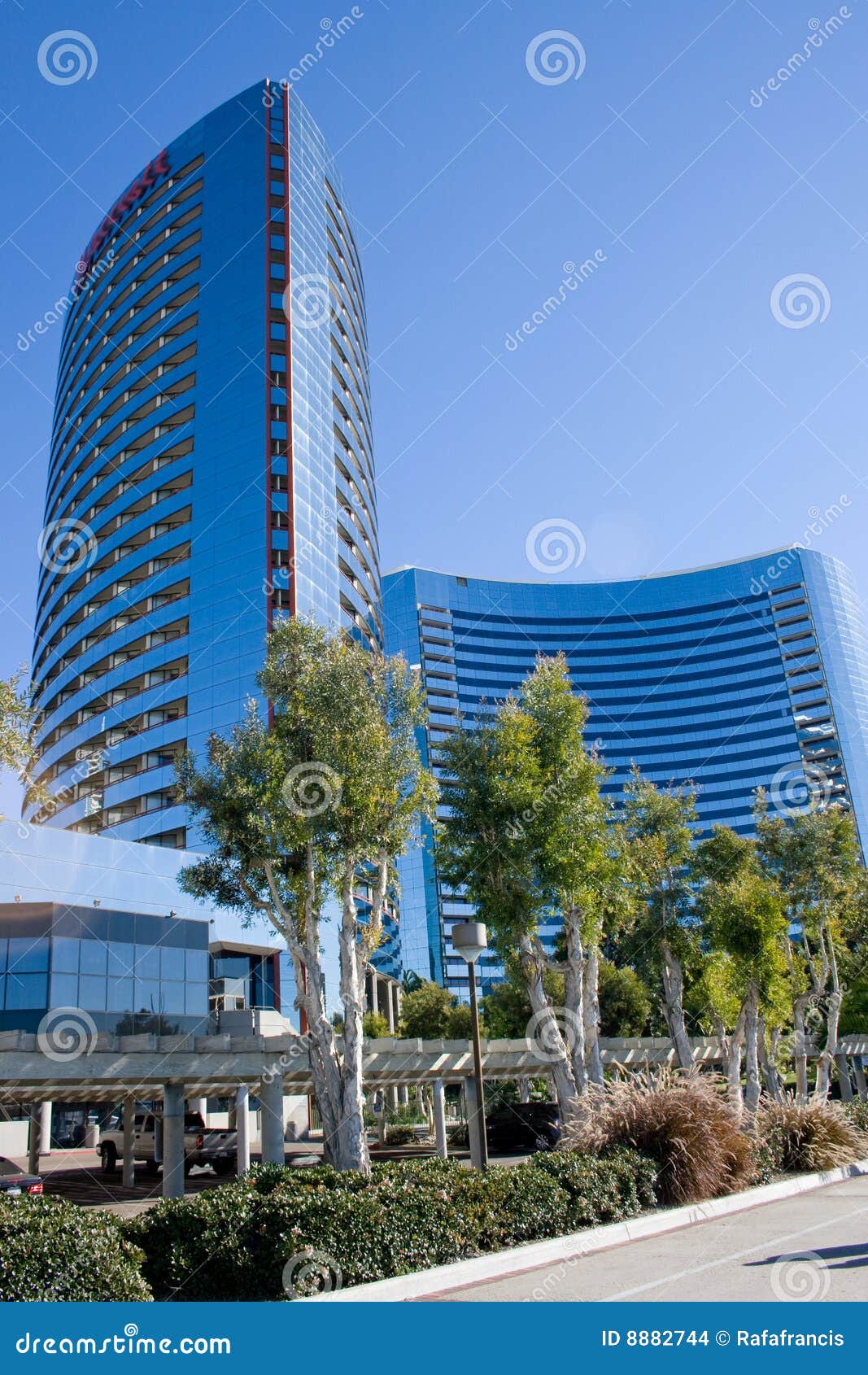 Modern skyscraper building stock photo. Image of glass - 8882744