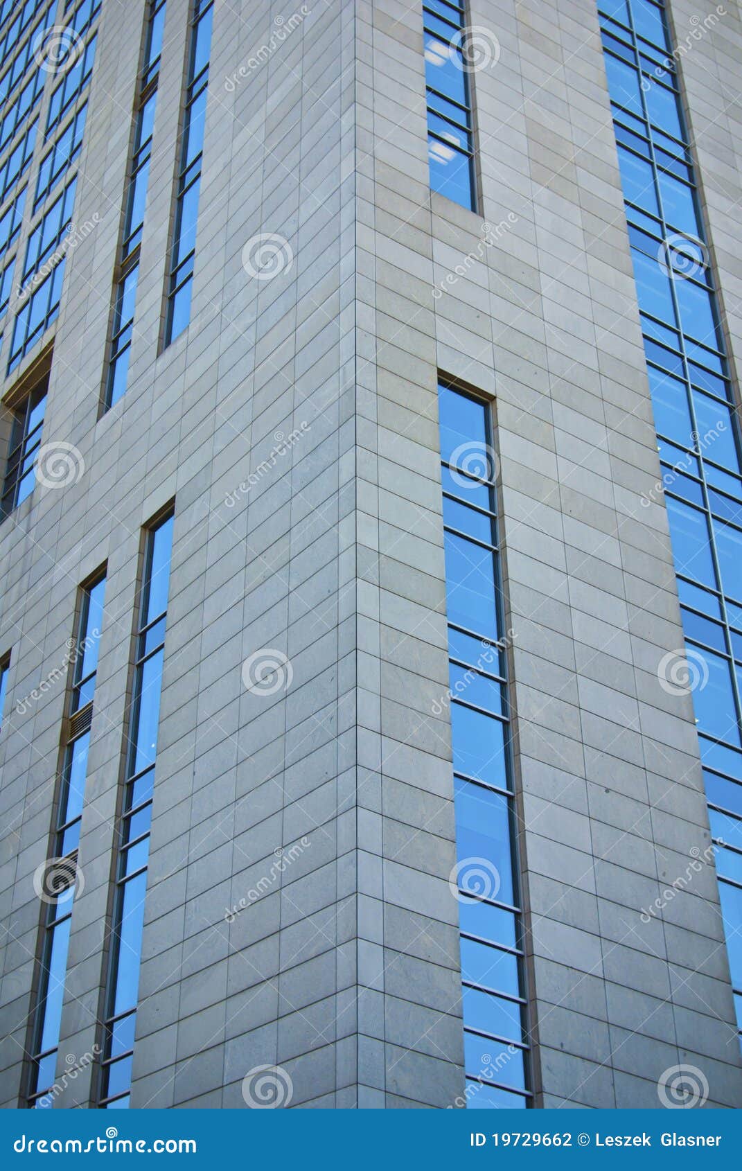 Modern Skyscraper Office Building Stock Photo - Image of megapolis ...