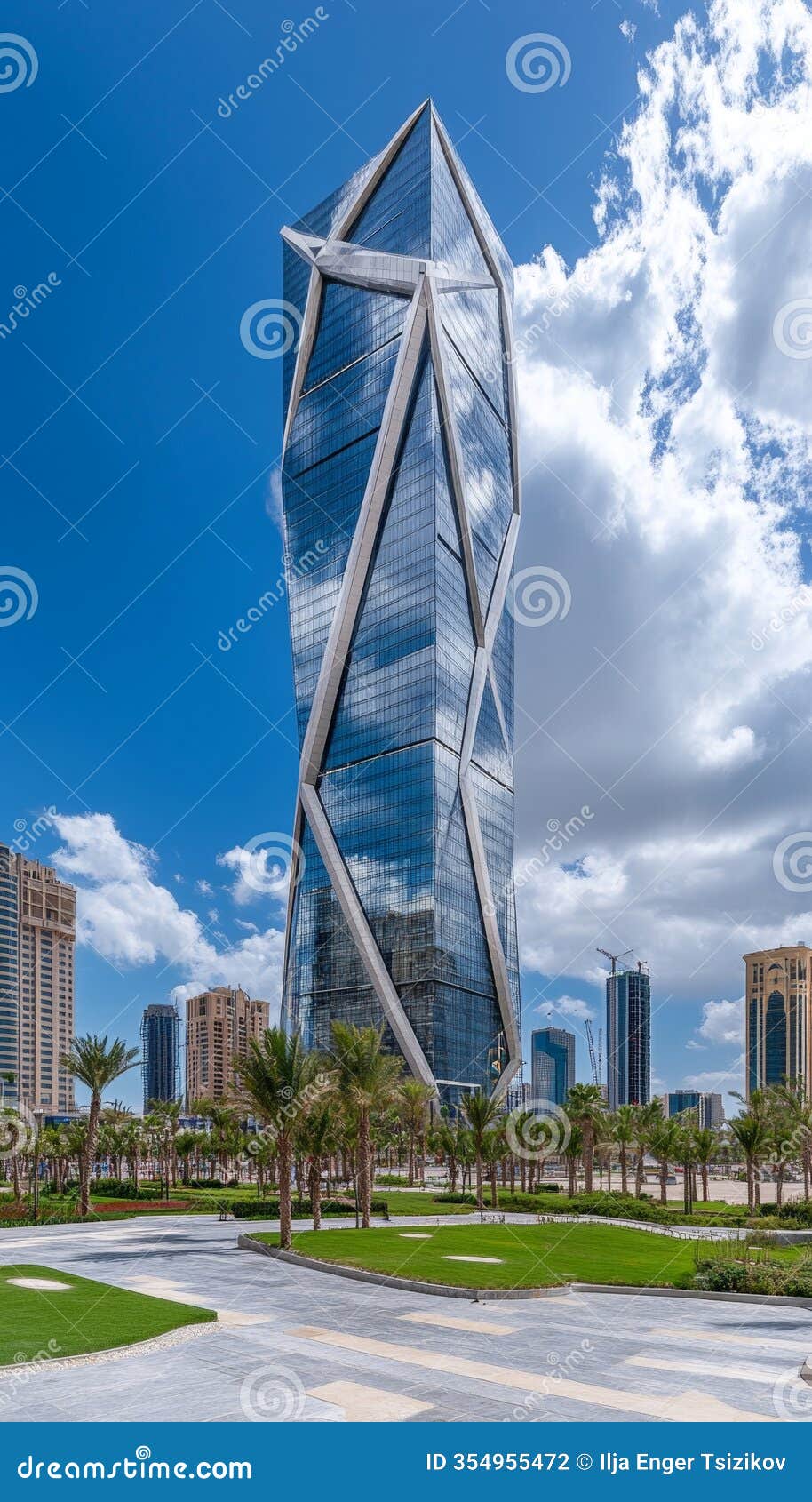Modern Skyscraper Soaring High Above the City, Riyadh, Saudi Arabia ...