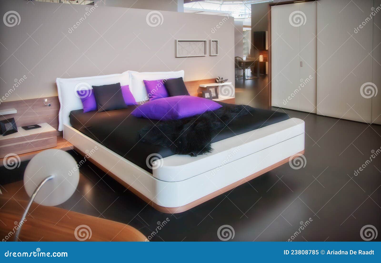 Modern sleeping room stock image. Image of decorating - 23808785