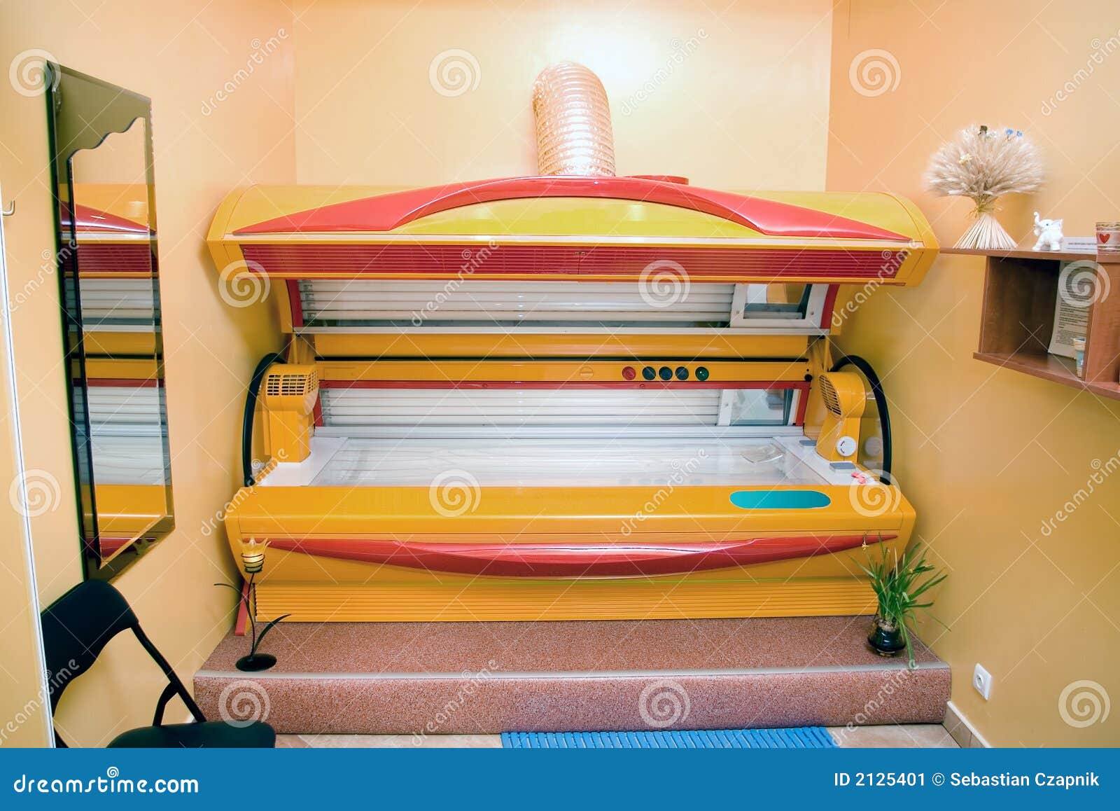 166 Machine Solarium Stock Photos - Free & Royalty-Free Stock Photos ...