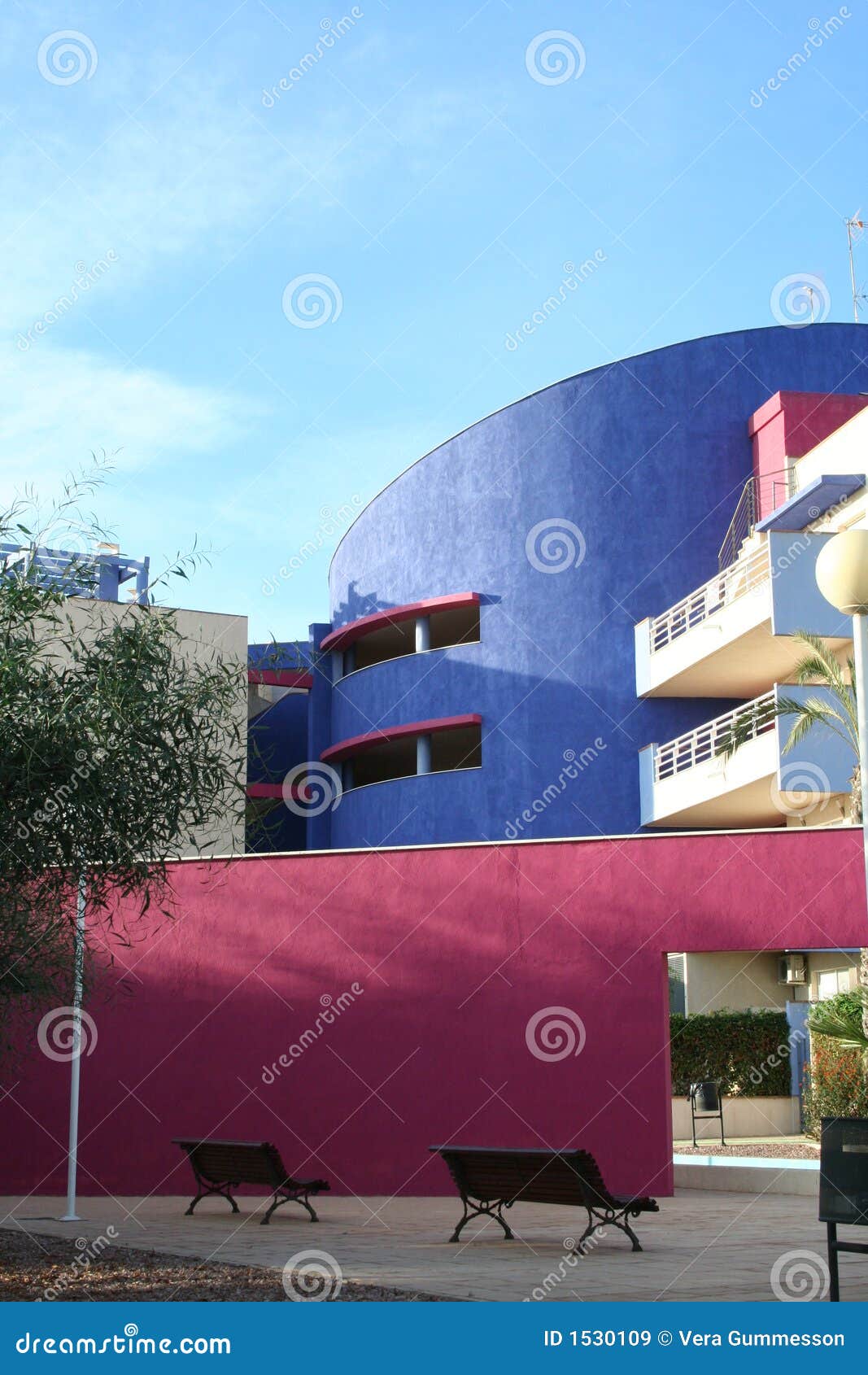 Modern Spanish Architecture Stock Image - Image of spain, bushes: 1530109