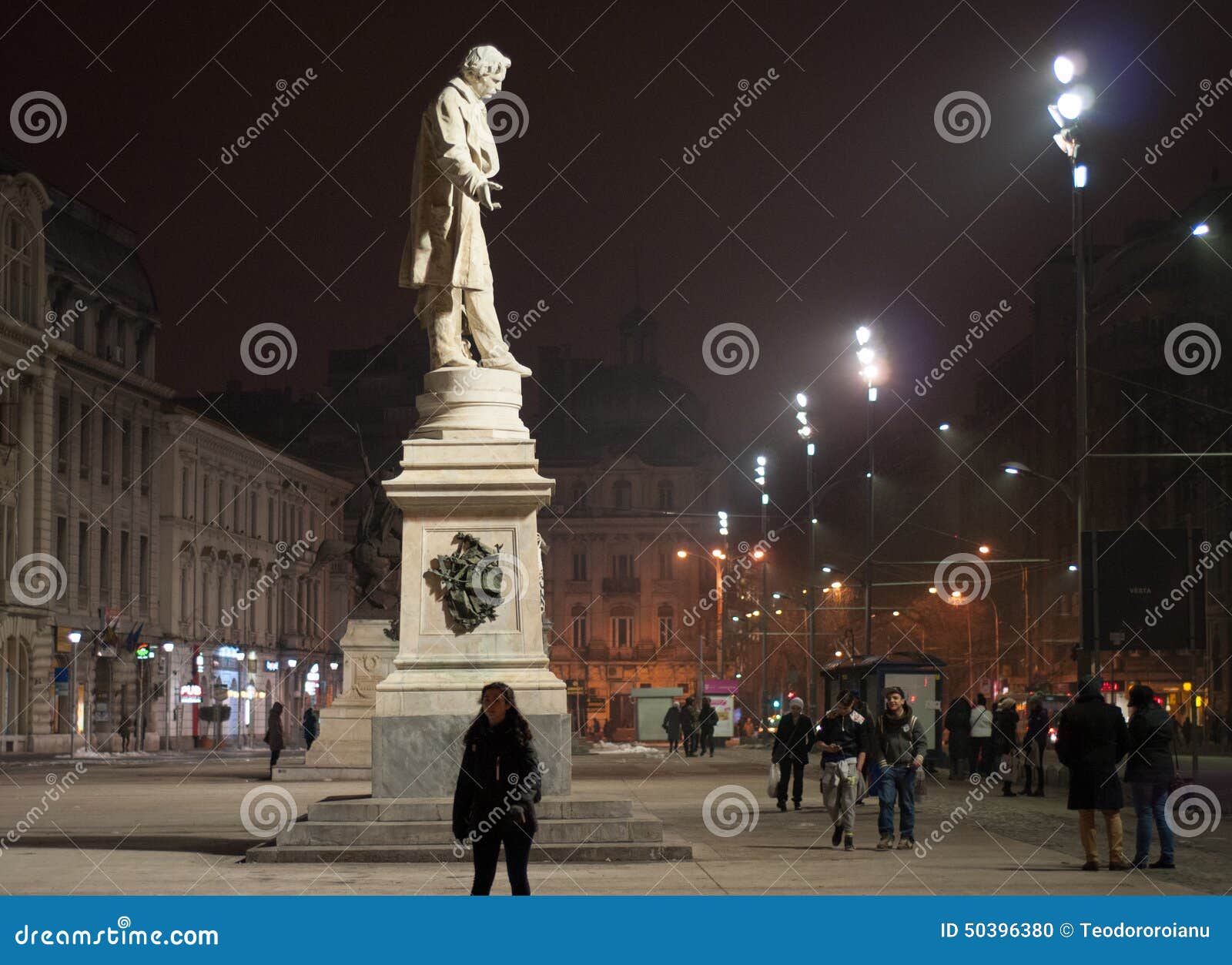 Modern square statues editorial image. Image of poles - 50396380