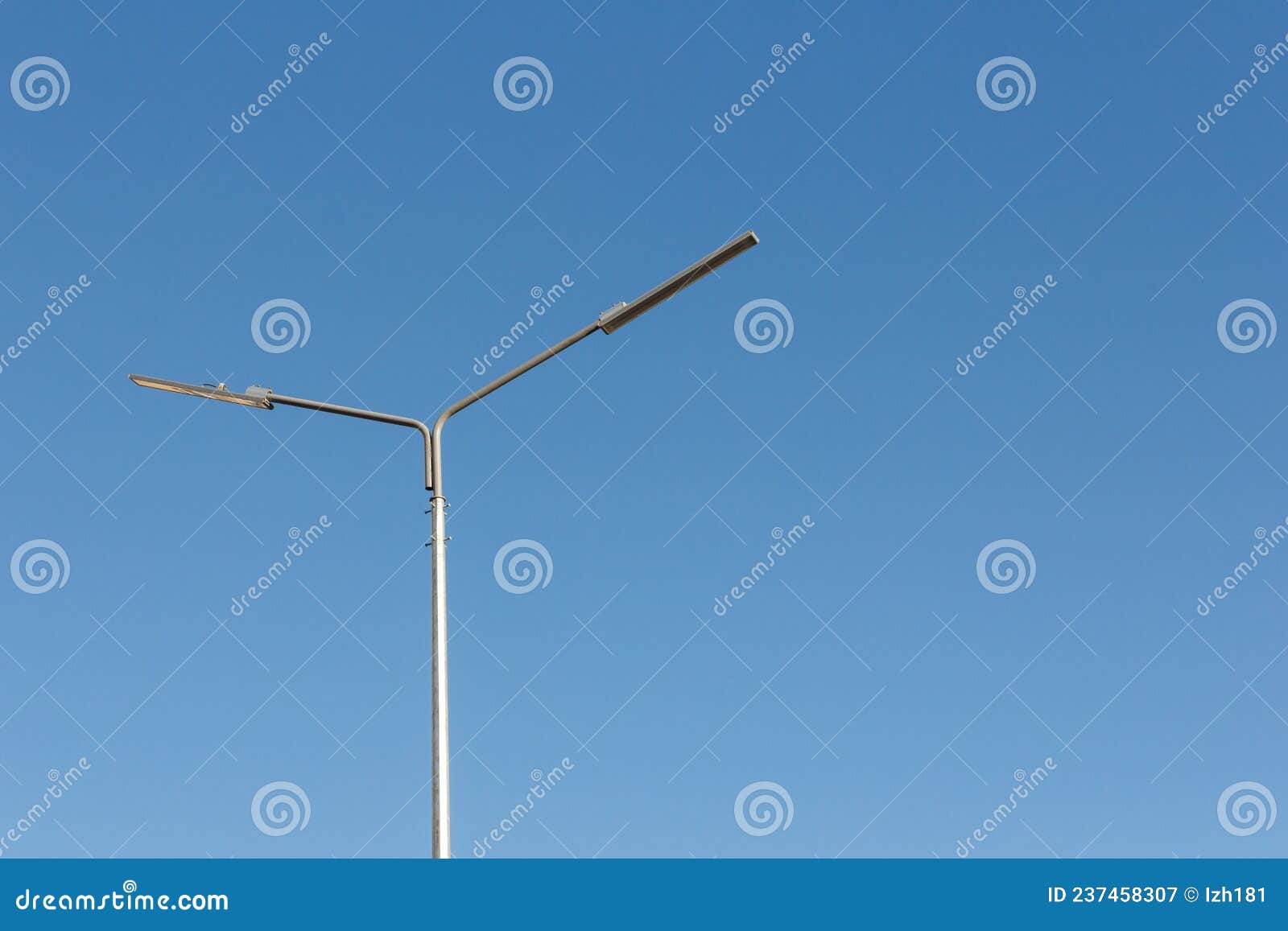A Modern Street LED Lighting Pole. Modern LED Lighting for Streets and ...