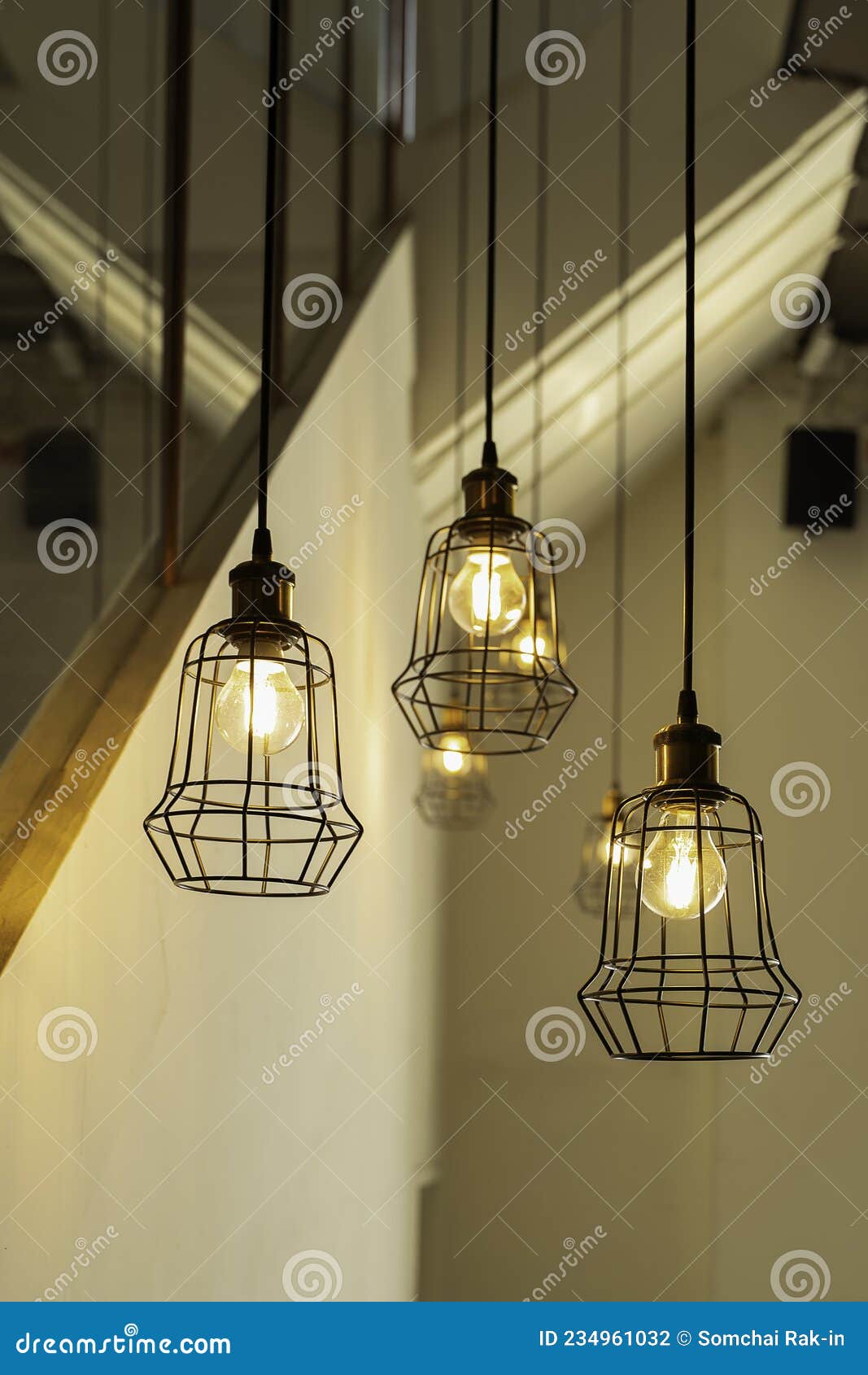 Modern Style Lighting Bulb Decor, Luxury Retro Light Bulb Interior ...