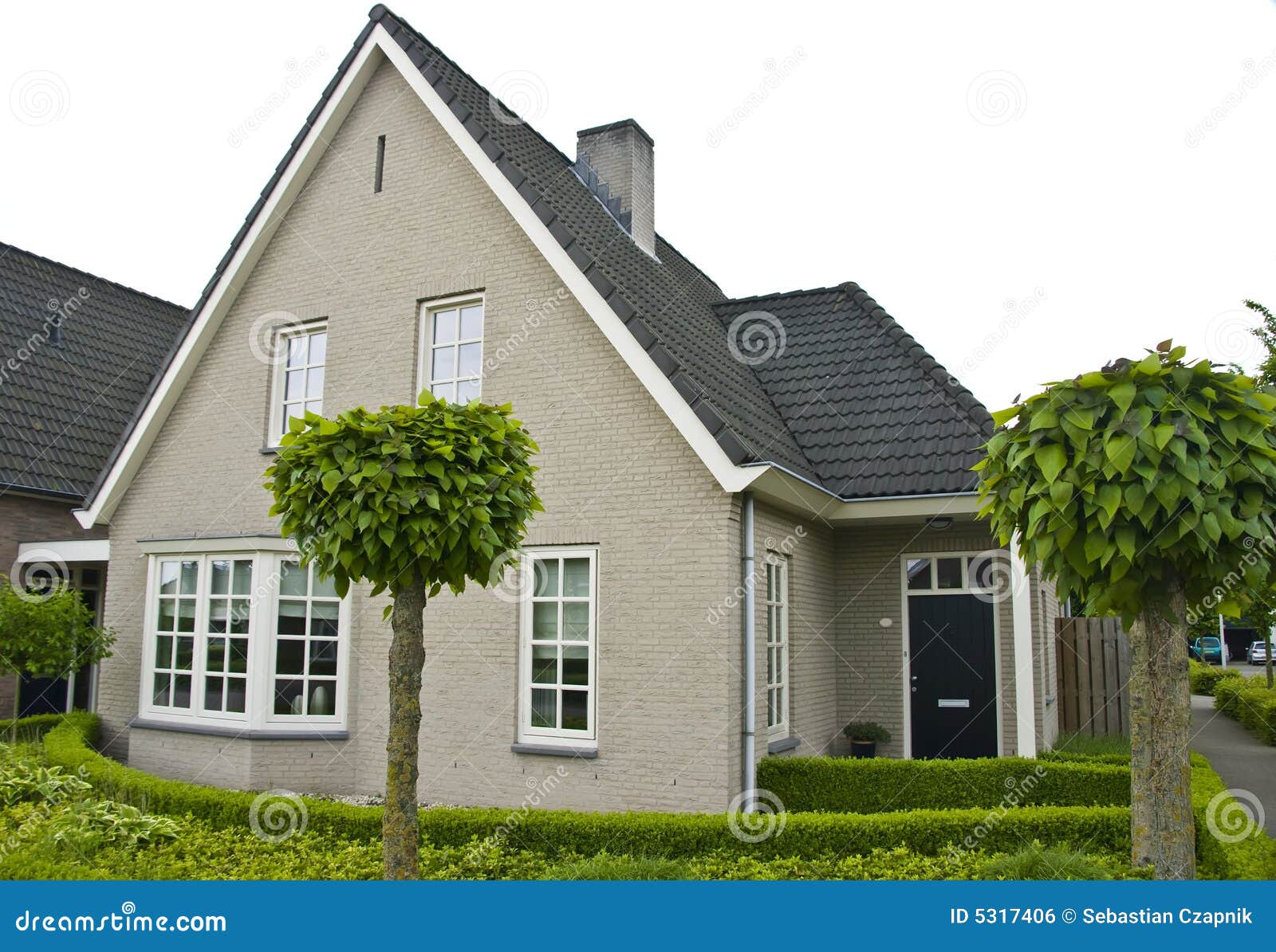 Modern suburban house stock photo. Image of brick, hedge - 5317406