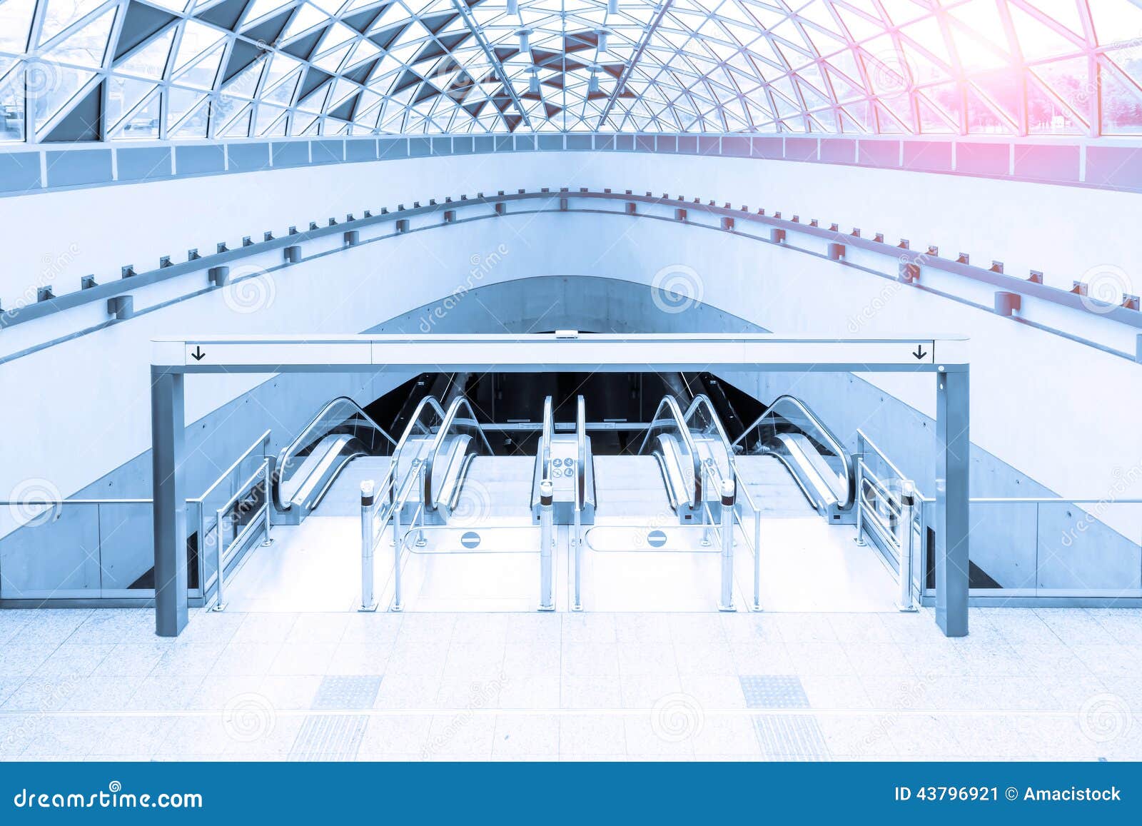 Modern subway station stock image. Image of architecture - 43796921