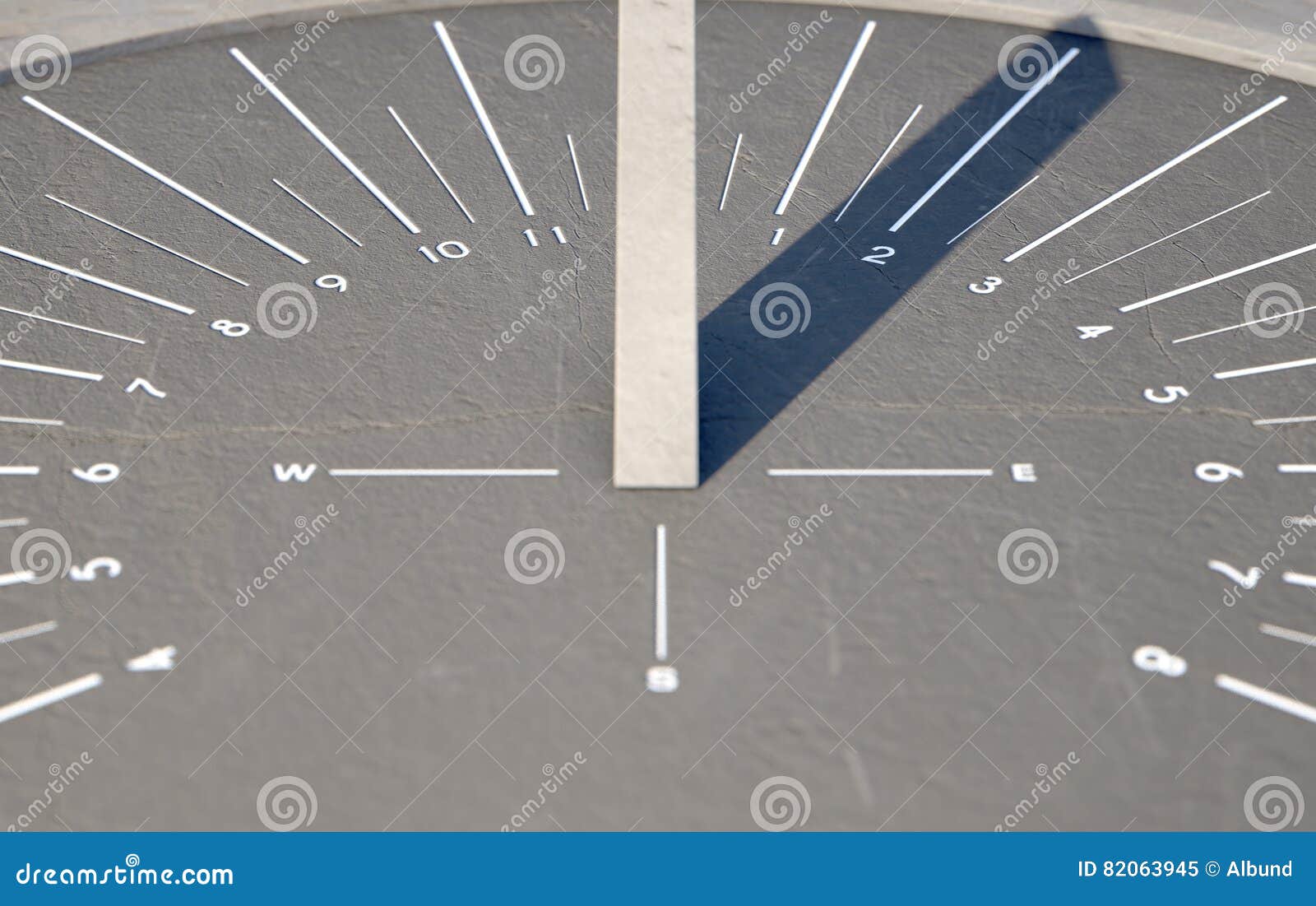 Modern Sundial stock illustration. Illustration of hour - 82063945