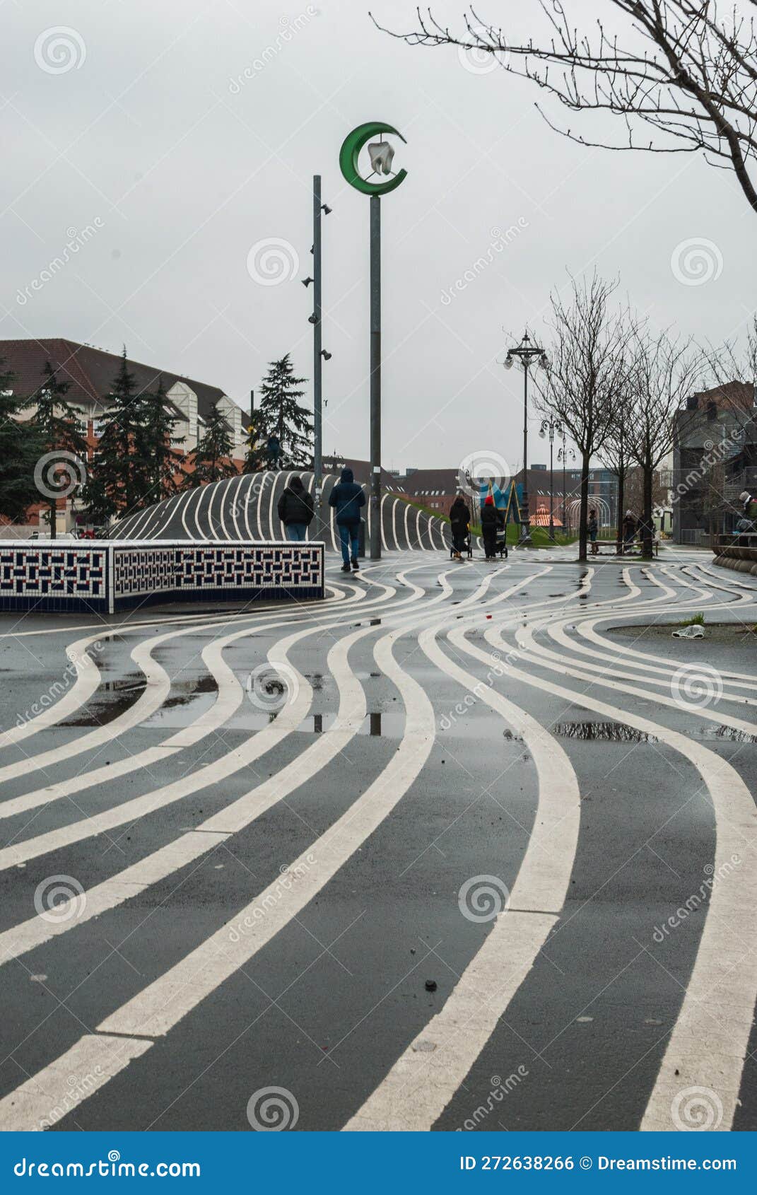 Superkillen Park in Copenhagen Editorial Photo - Image of cityscape ...