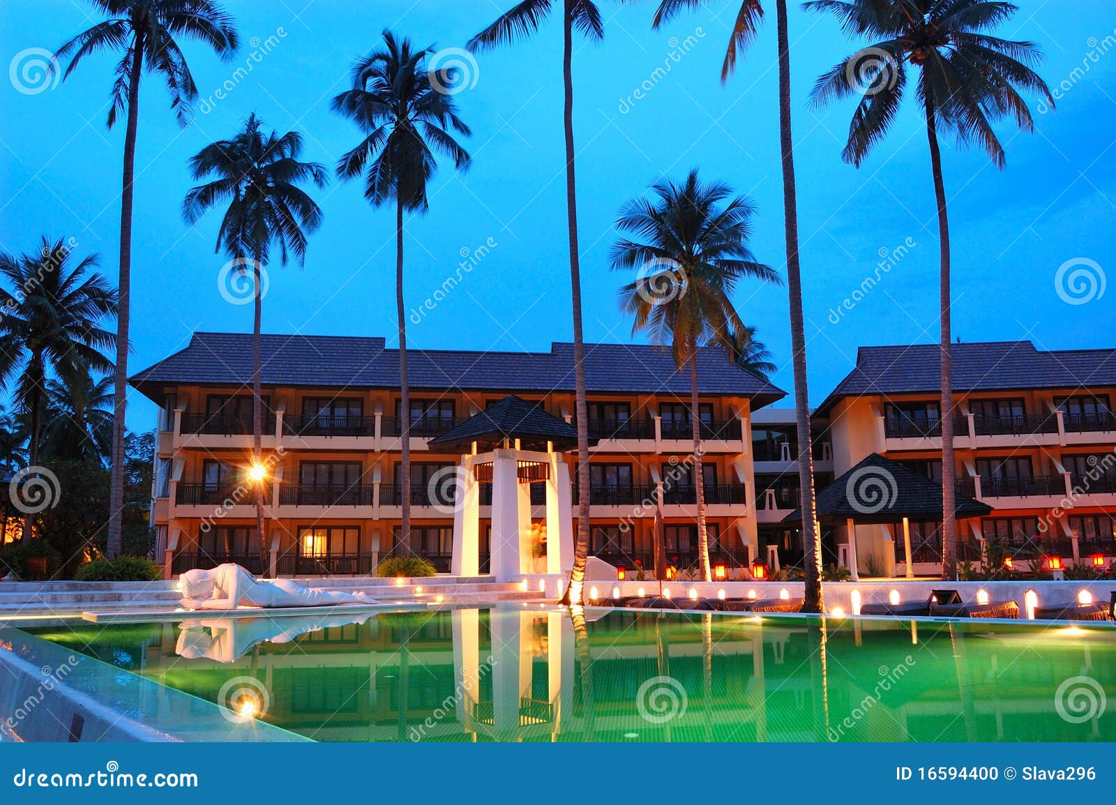 Modern Swimming Pool Decorated with Buddha Statue Stock Photo - Image ...
