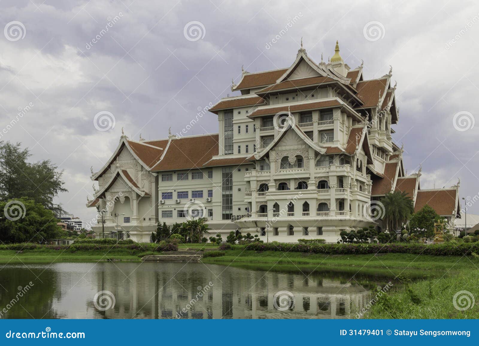 Modern thai building stock image. Image of outdoor, culture - 31479401