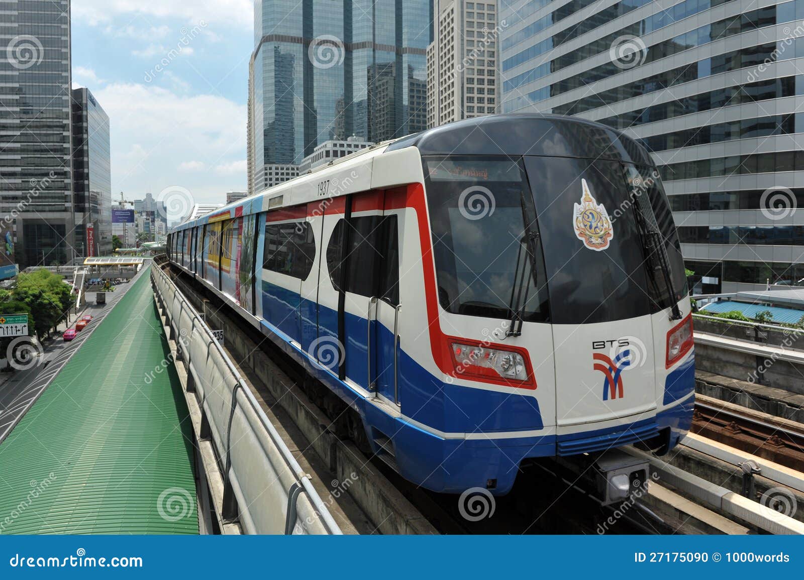Modern Train on Elevated Rails in Bangkok Editorial Image - Image of ...