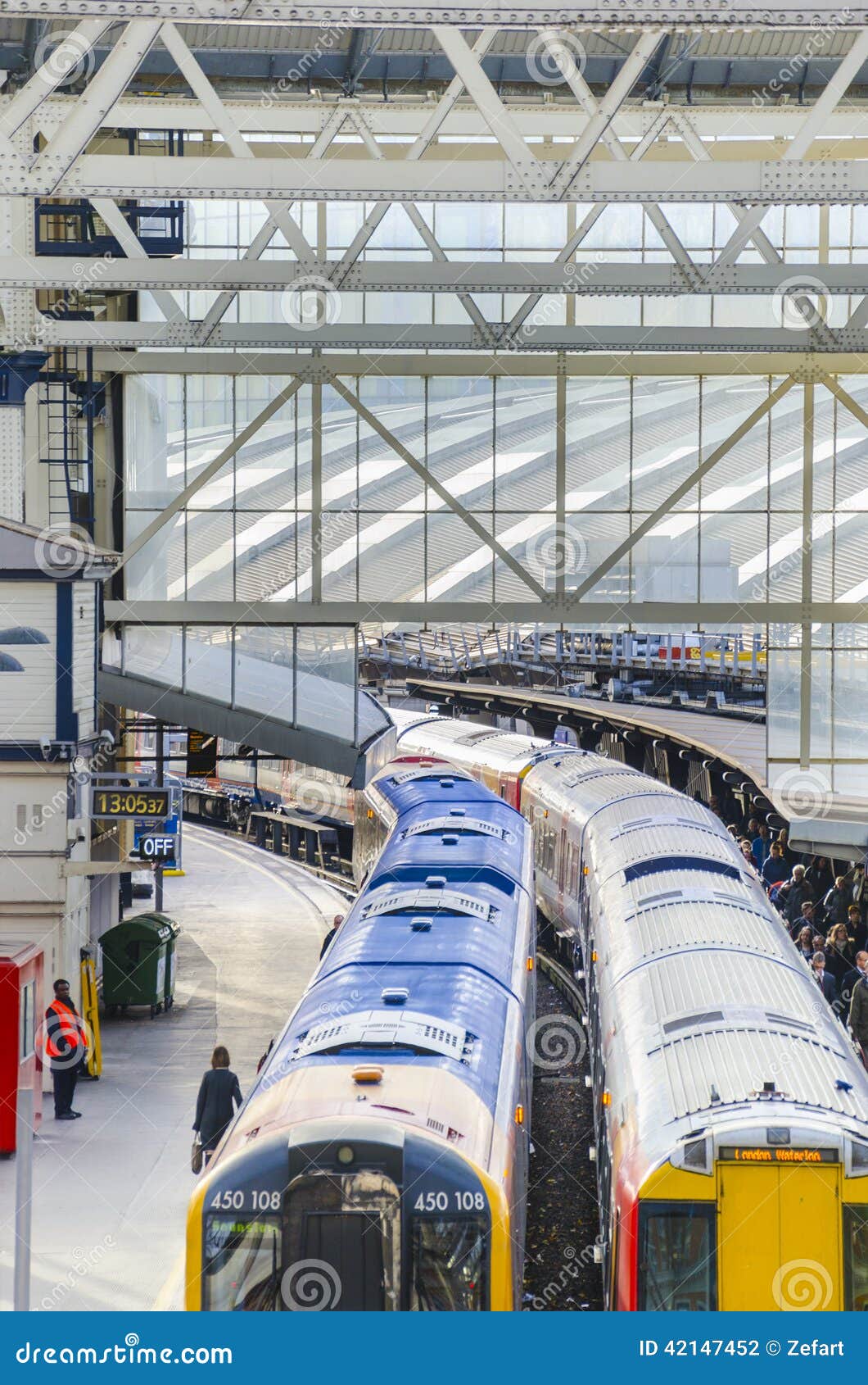Modern Train at the Station Editorial Photography - Image of platform ...