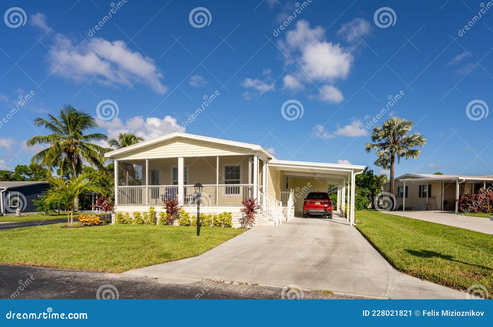 Modern Upscale Mobile Home with Car in Driveway Stock Image - Image of ...