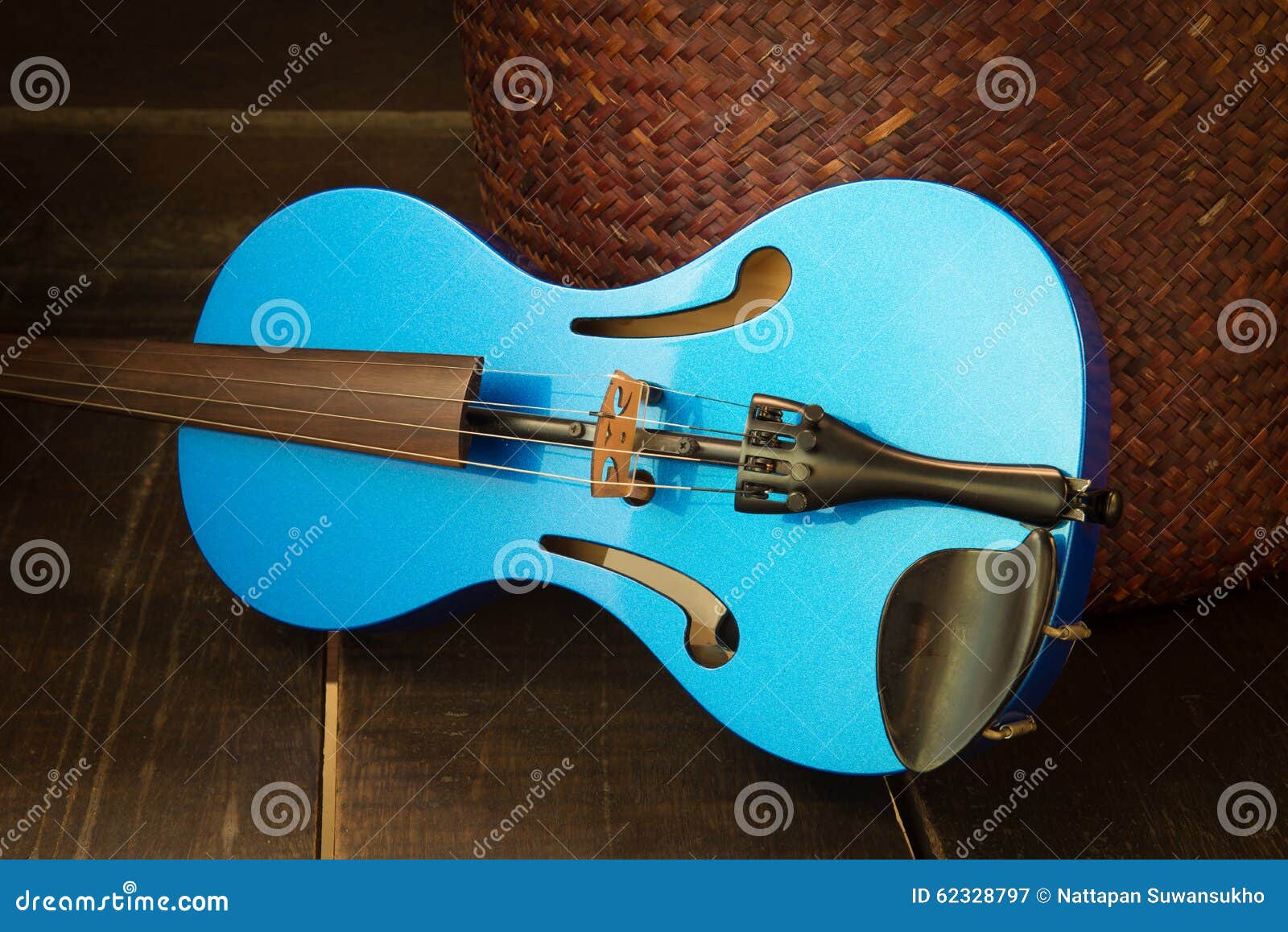 Modern violin stock image. Image of musical, melody, baroque - 62328797