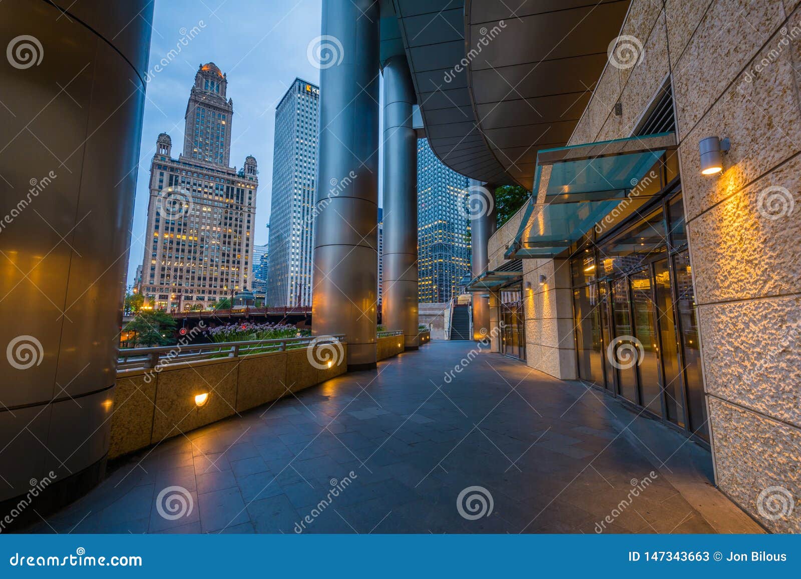 A Modern Walkway in Chicago, Illinois Editorial Stock Photo - Image of ...