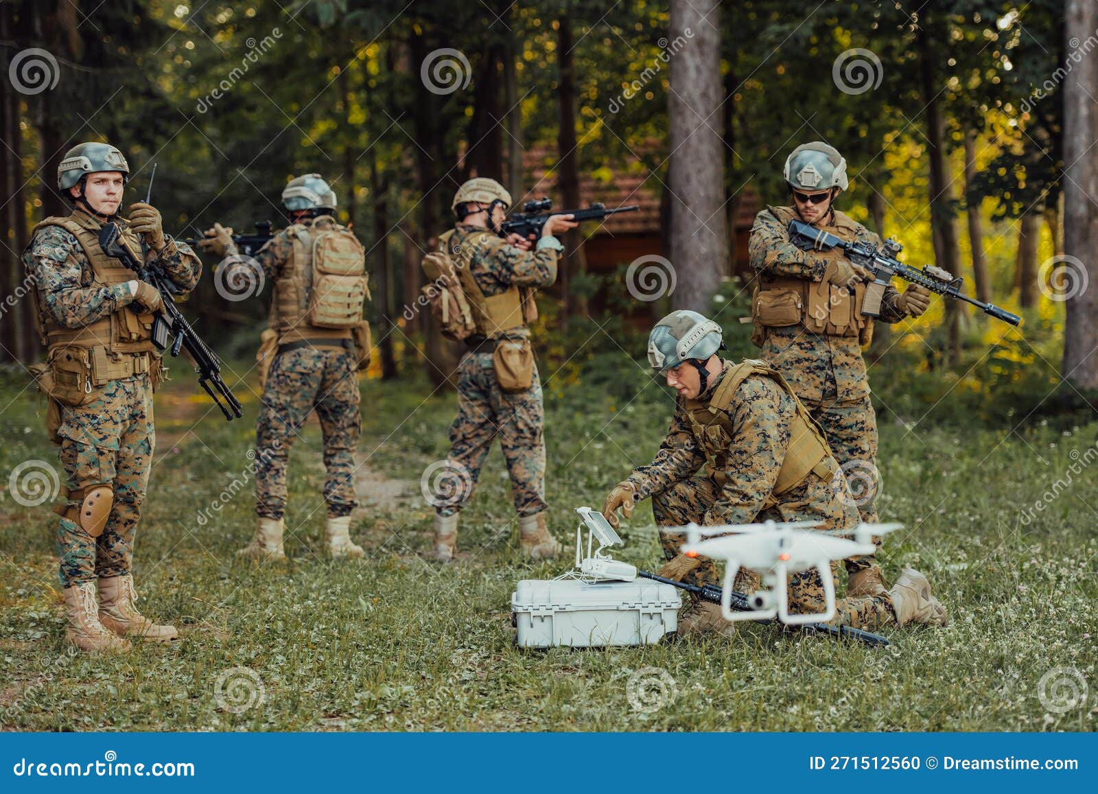 Modern Warfare Soldiers Squad are Using Drone for Scouting and ...