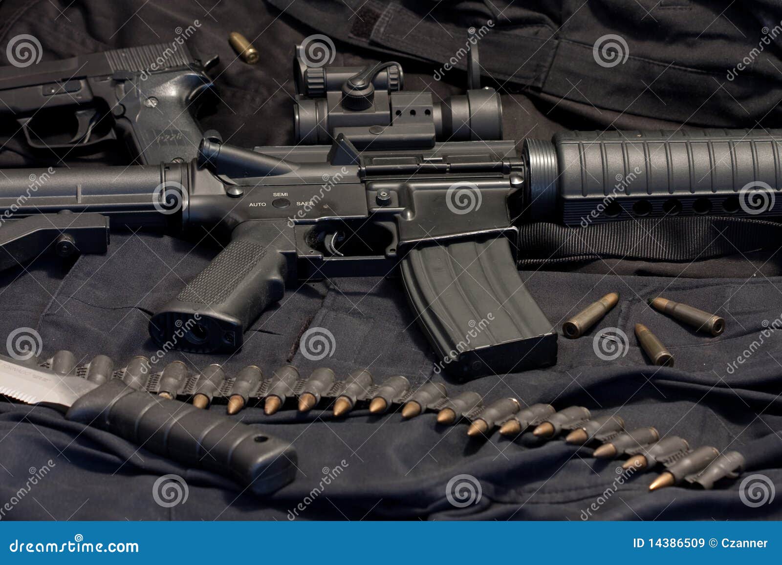 Modern weapon M4 stock image. Image of army, arms, rifle - 14386509