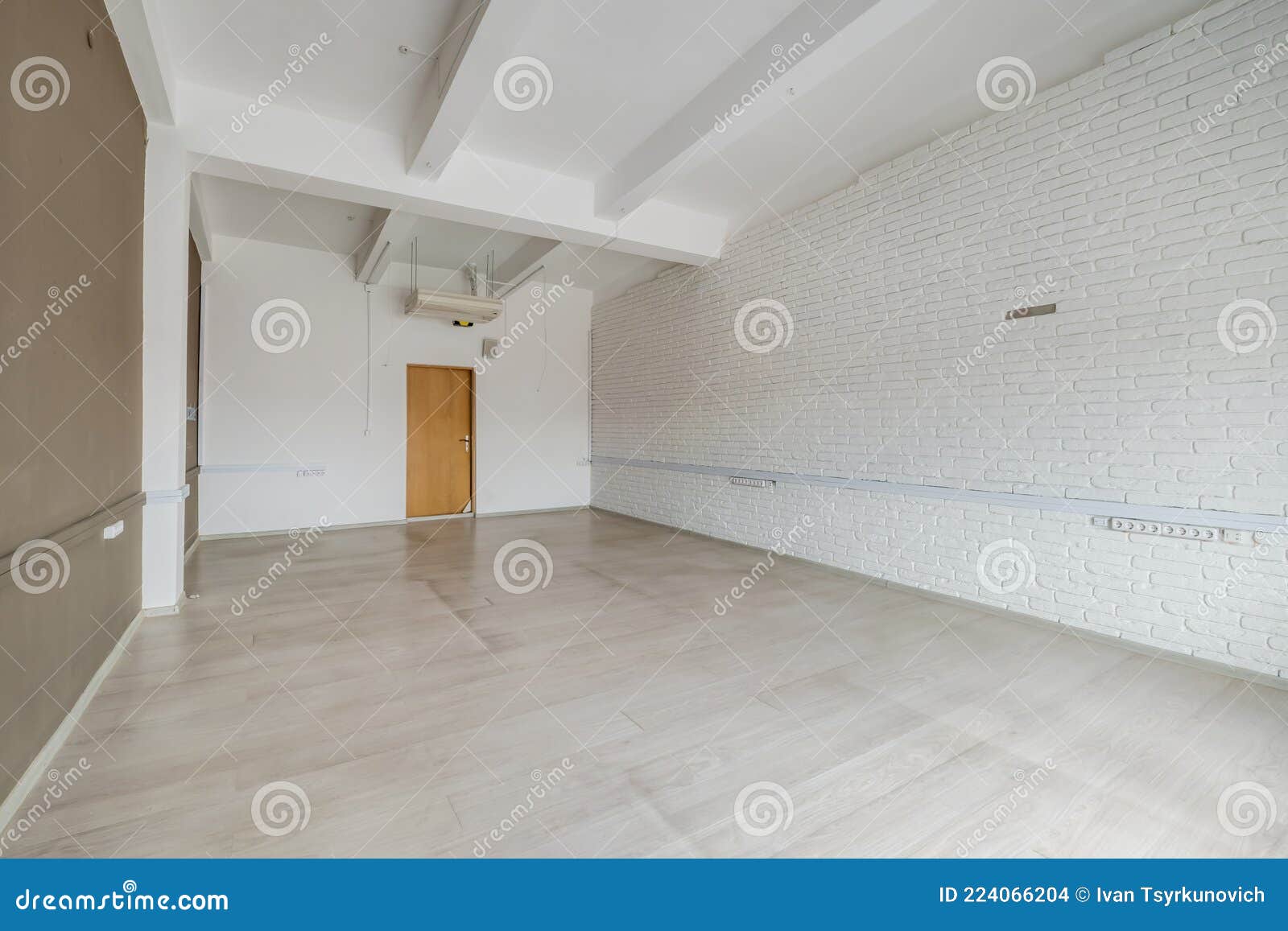 Modern White Empty Room Interior with Columns and Panoramic Windows ...