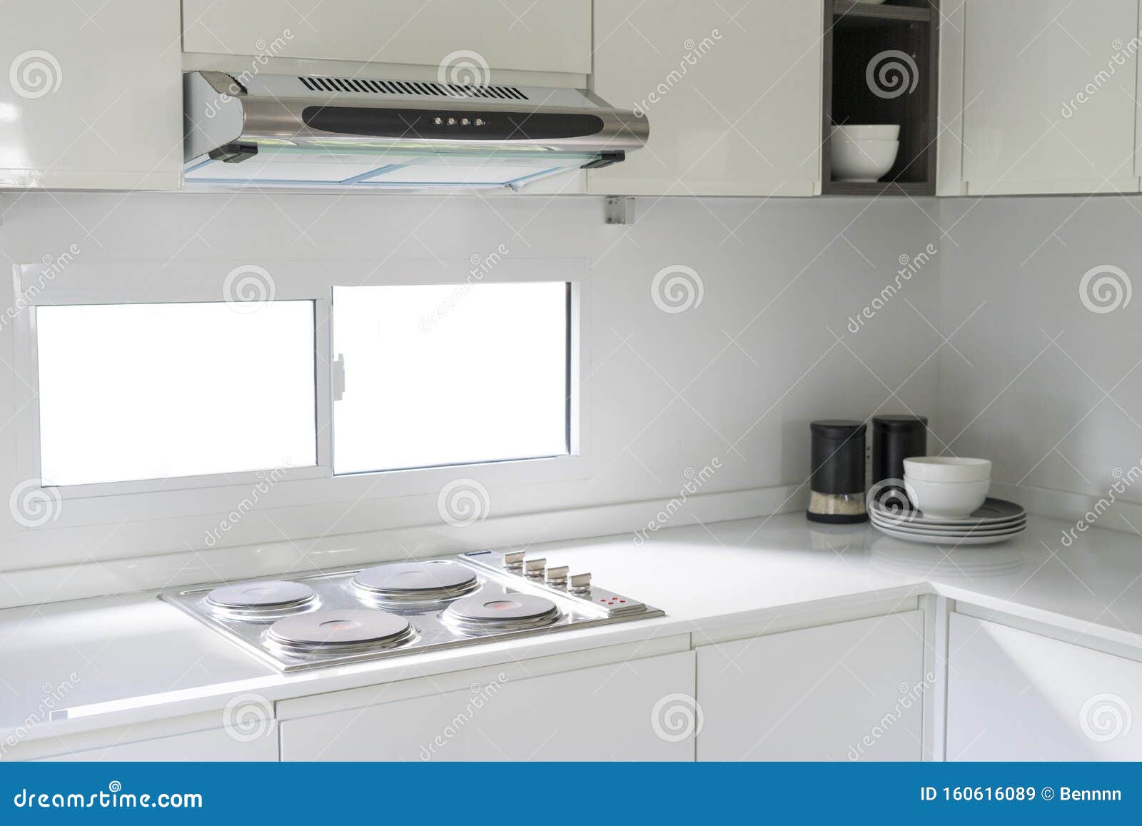 Modern White Kitchen with Counter and White Details, Minimalist ...