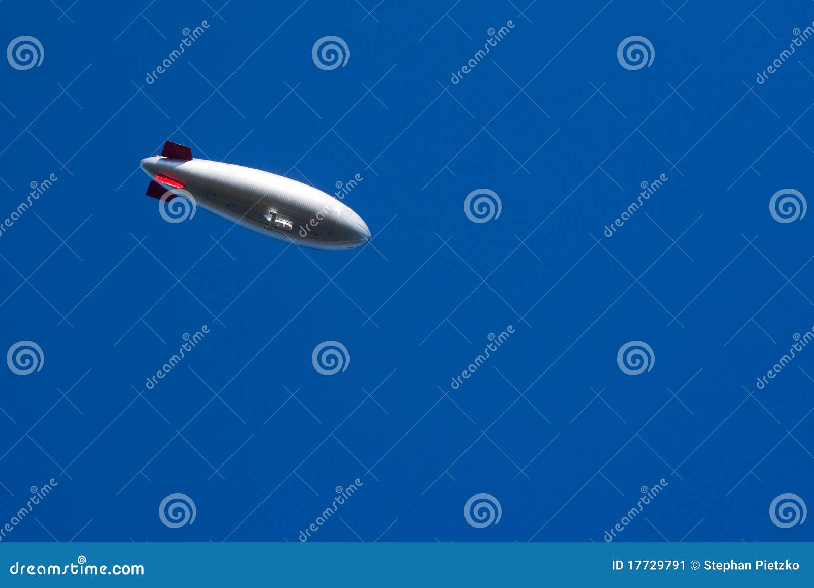 Modern Zeppelin stock image. Image of fabric, hydrogen - 17729791