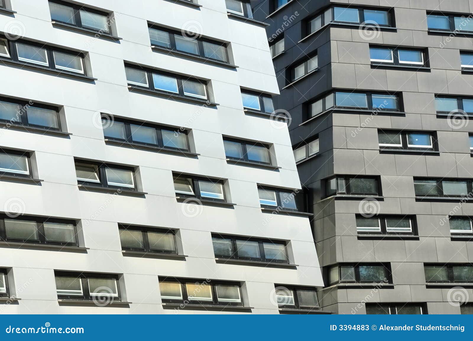 Moderne Fassaden no.1 stock image. Image of line, grey - 3394883