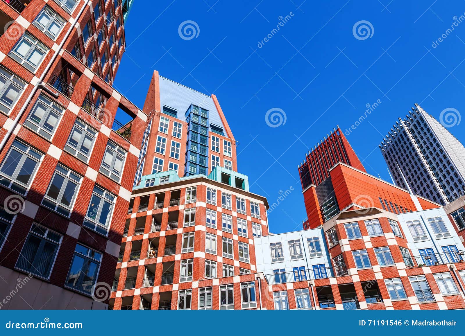 Moderne Gebouwen in Den Haag, Nederland Redactionele Foto - Image of ...