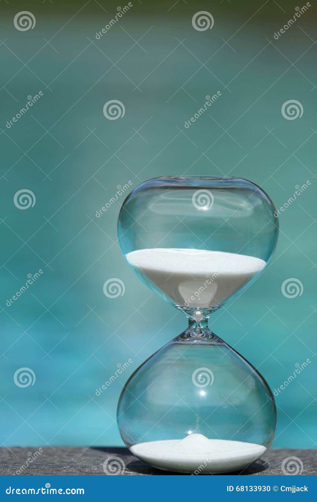 Moderne Zandloper Symbool Van Tijd Aftelprocedure Stock Foto - Image of ...