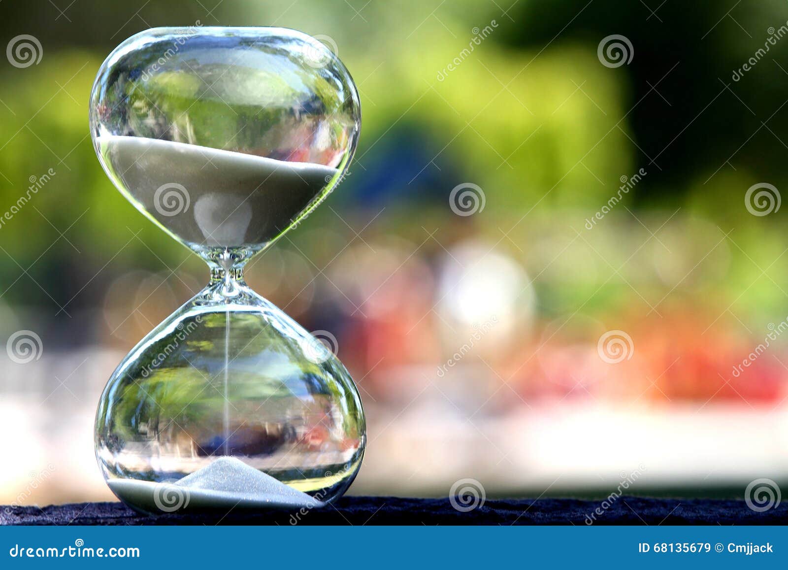Moderne Zandloper Symbool Van Tijd Aftelprocedure Stock Afbeelding ...
