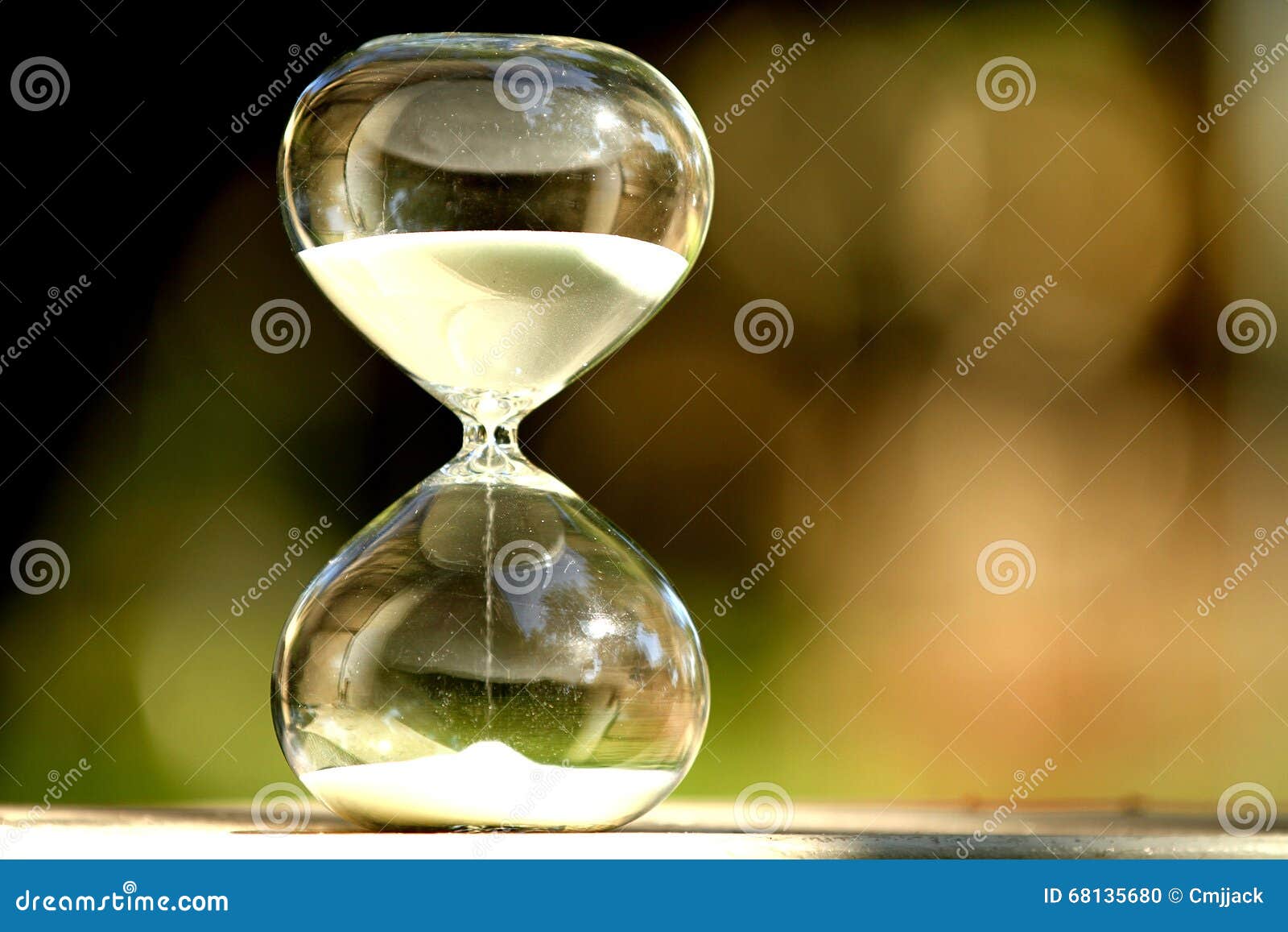 Moderne Zandloper Symbool Van Tijd Aftelprocedure Stock Foto - Image of ...