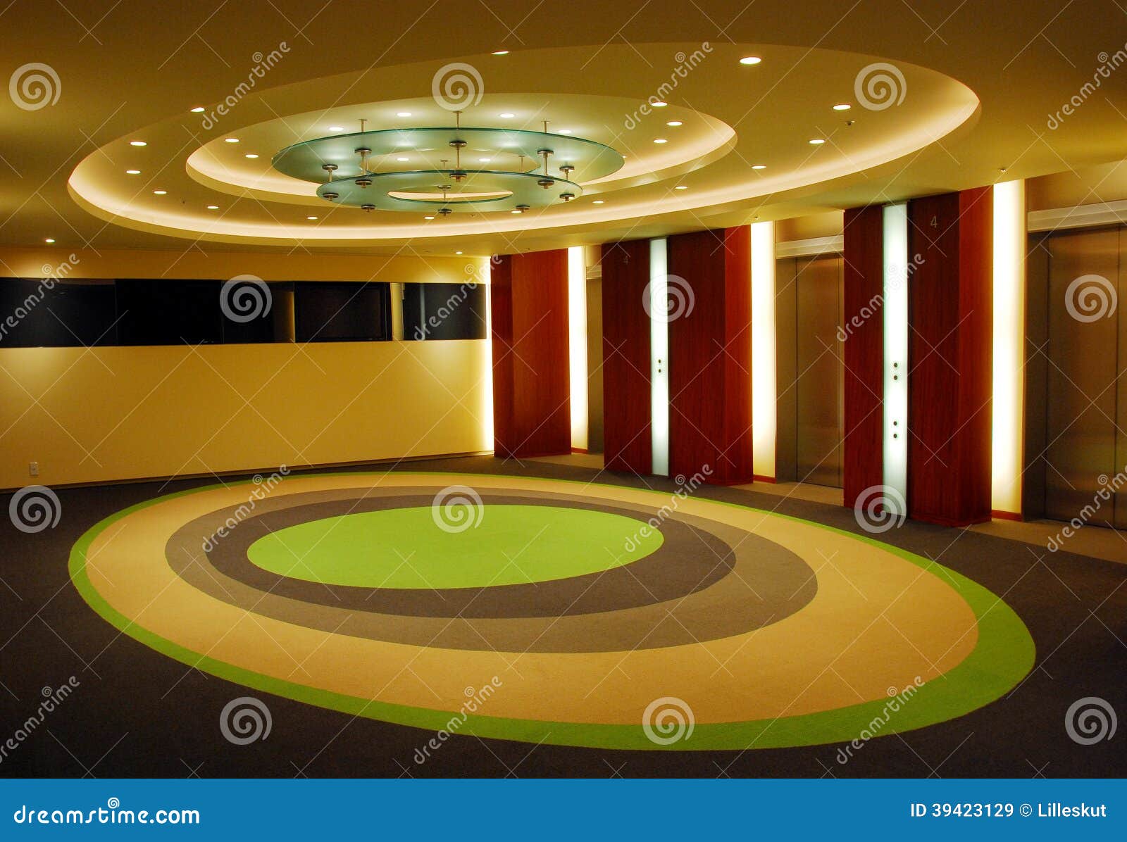 Moderner Korridor Mit Eiförmigem Design Der Decke Und Des Bodens ...