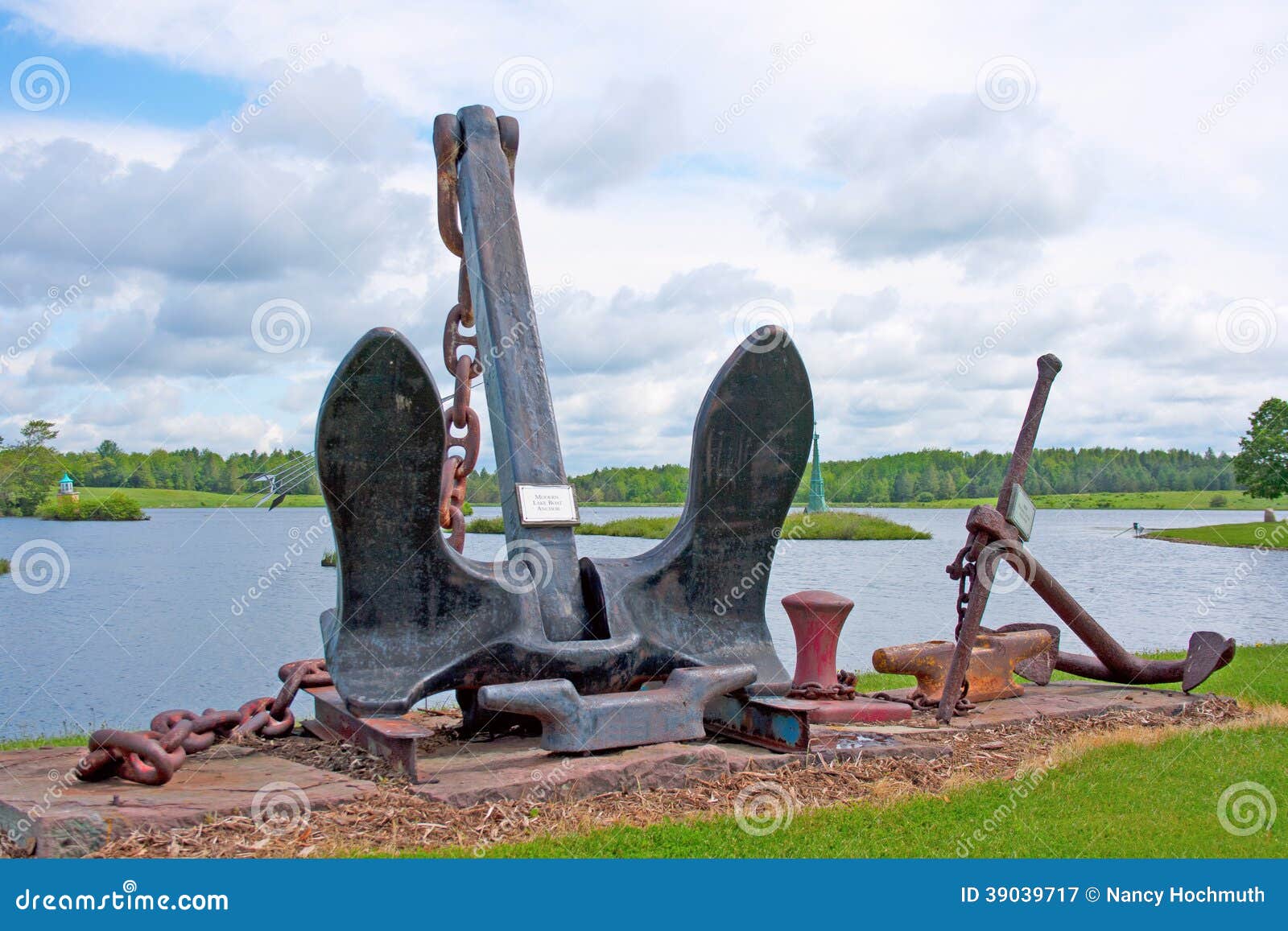 Moderner See-Boots-Anker stockbild. Bild von metall, landschaft - 39039717