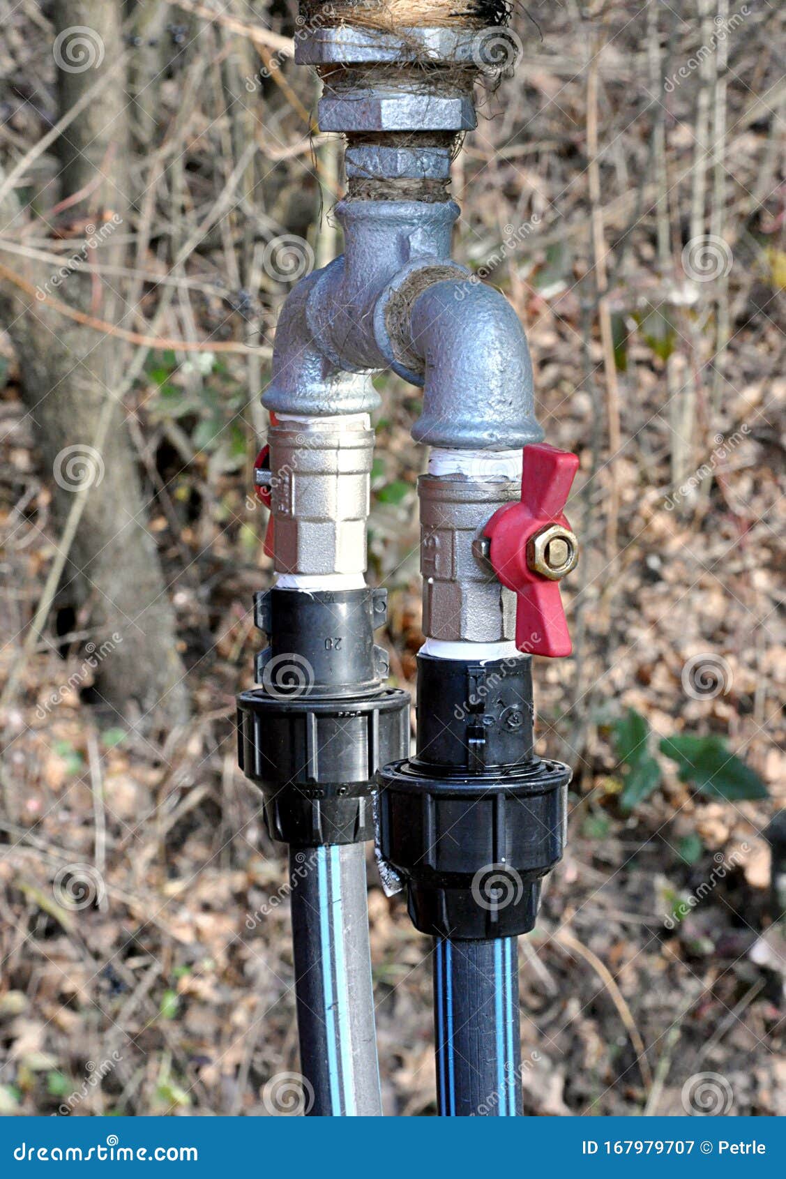 Modernes Wasserventil stockbild. Bild von schraube, industrien - 167979707