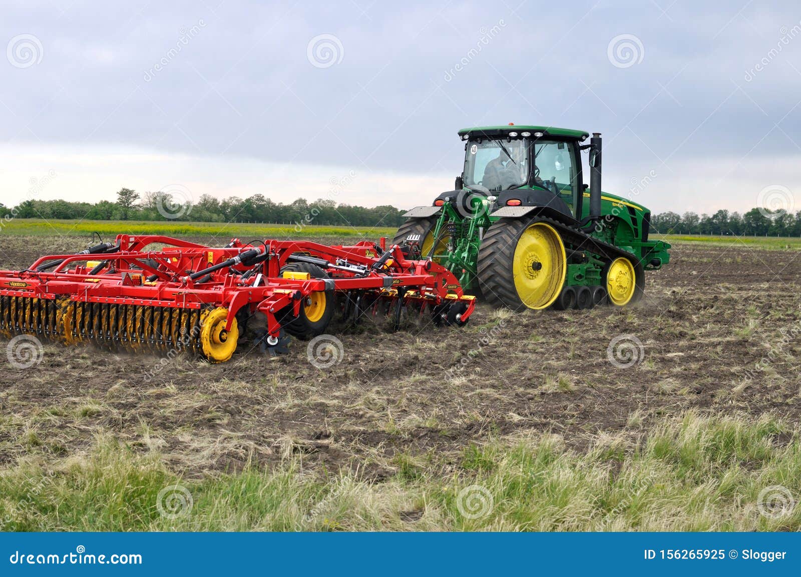 Moderno Modelo Tractor John Deere 8345RT Imagen editorial - Imagen de ...