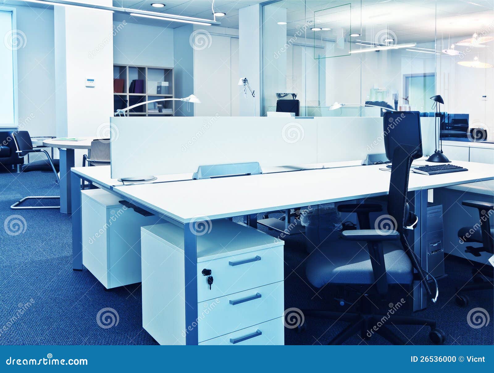 Modernt kontor arkivfoto. Bild av presentation, möte - 26536000