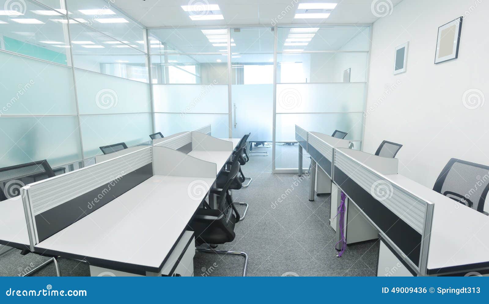 Modernt kontor arkivfoto. Bild av utbildning, modernt - 49009436