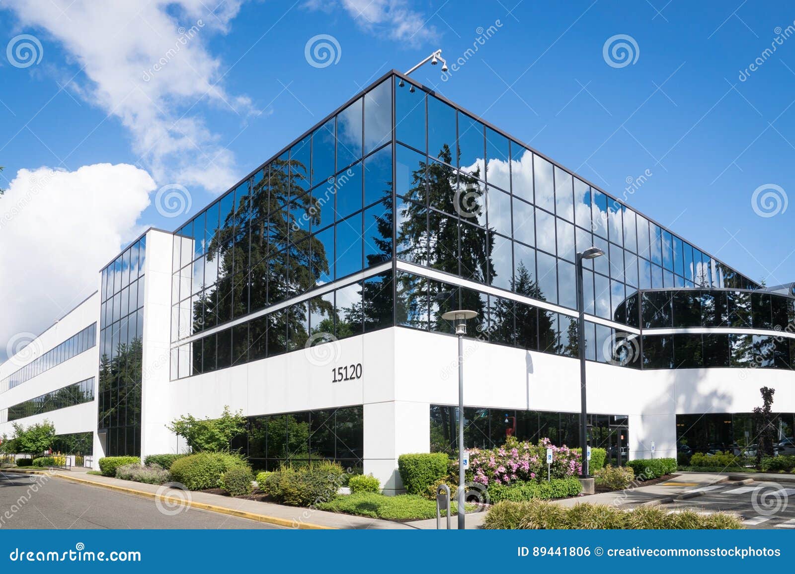 Modernt Kontor Bild. Bild: 89441806