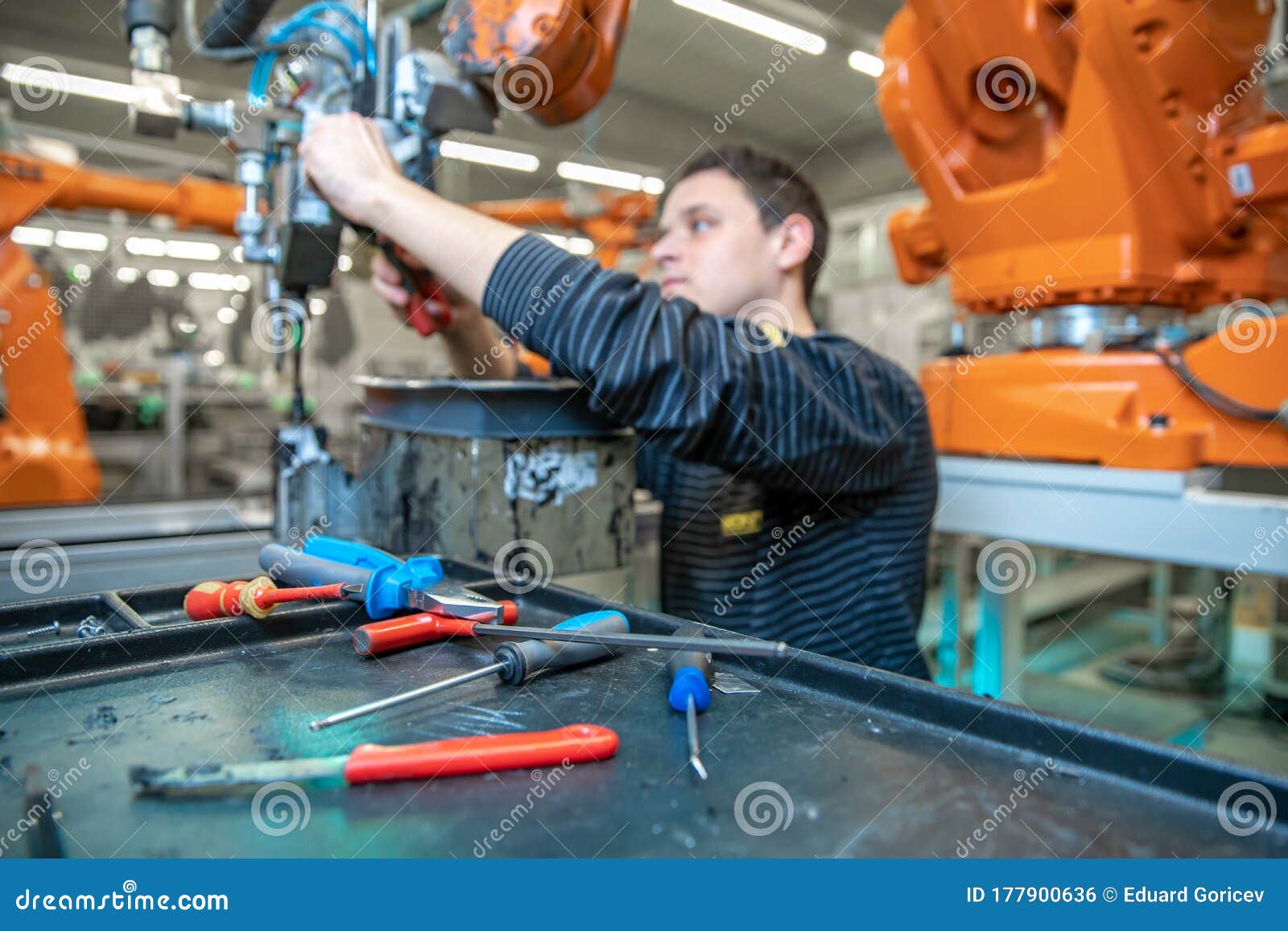 Modification of the Robot To Produce a New Product. Technically, the ...