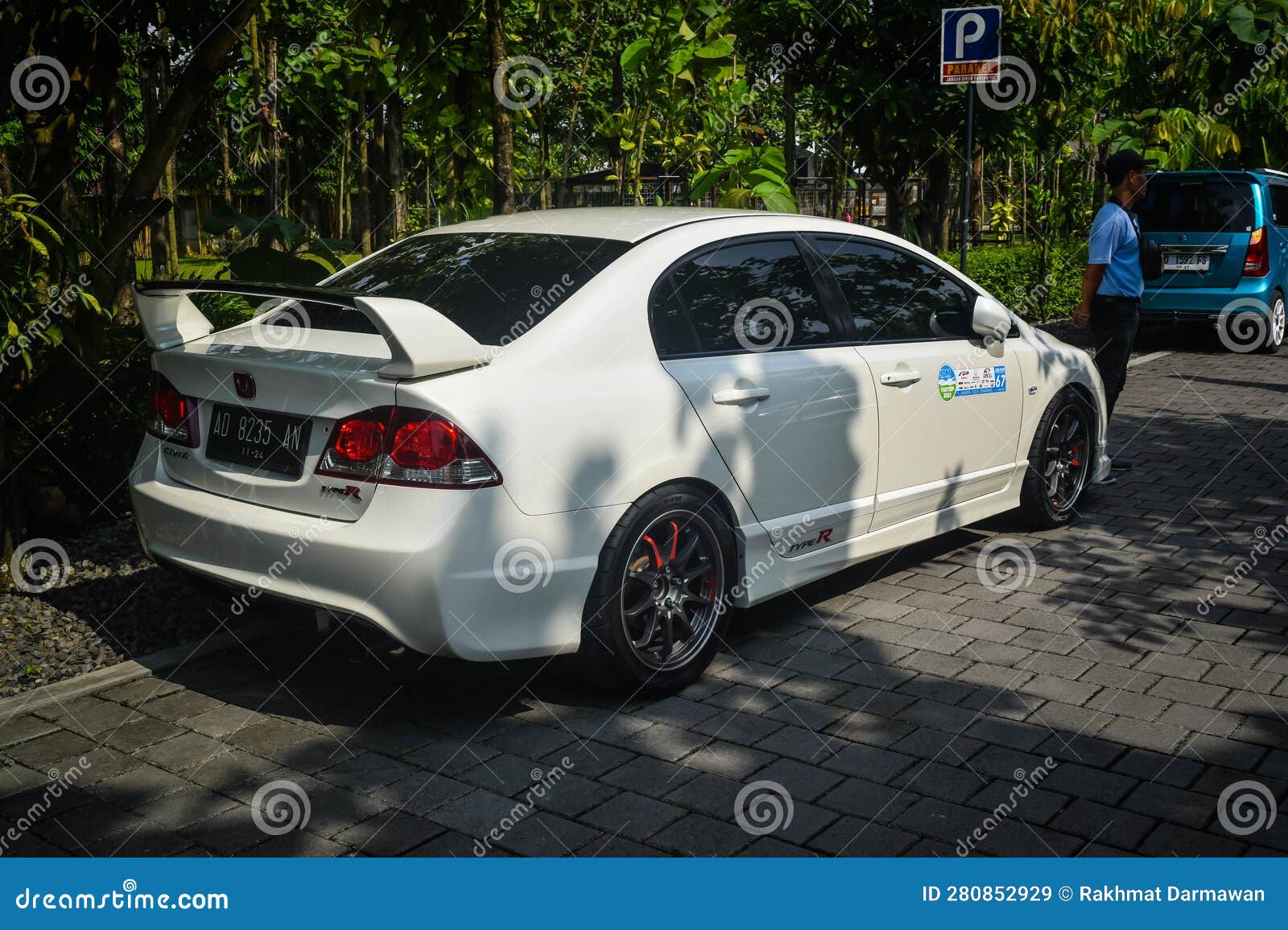 Modified Honda Civic Type R FD2 in JDM Run Car Meet Stock Image - Image ...